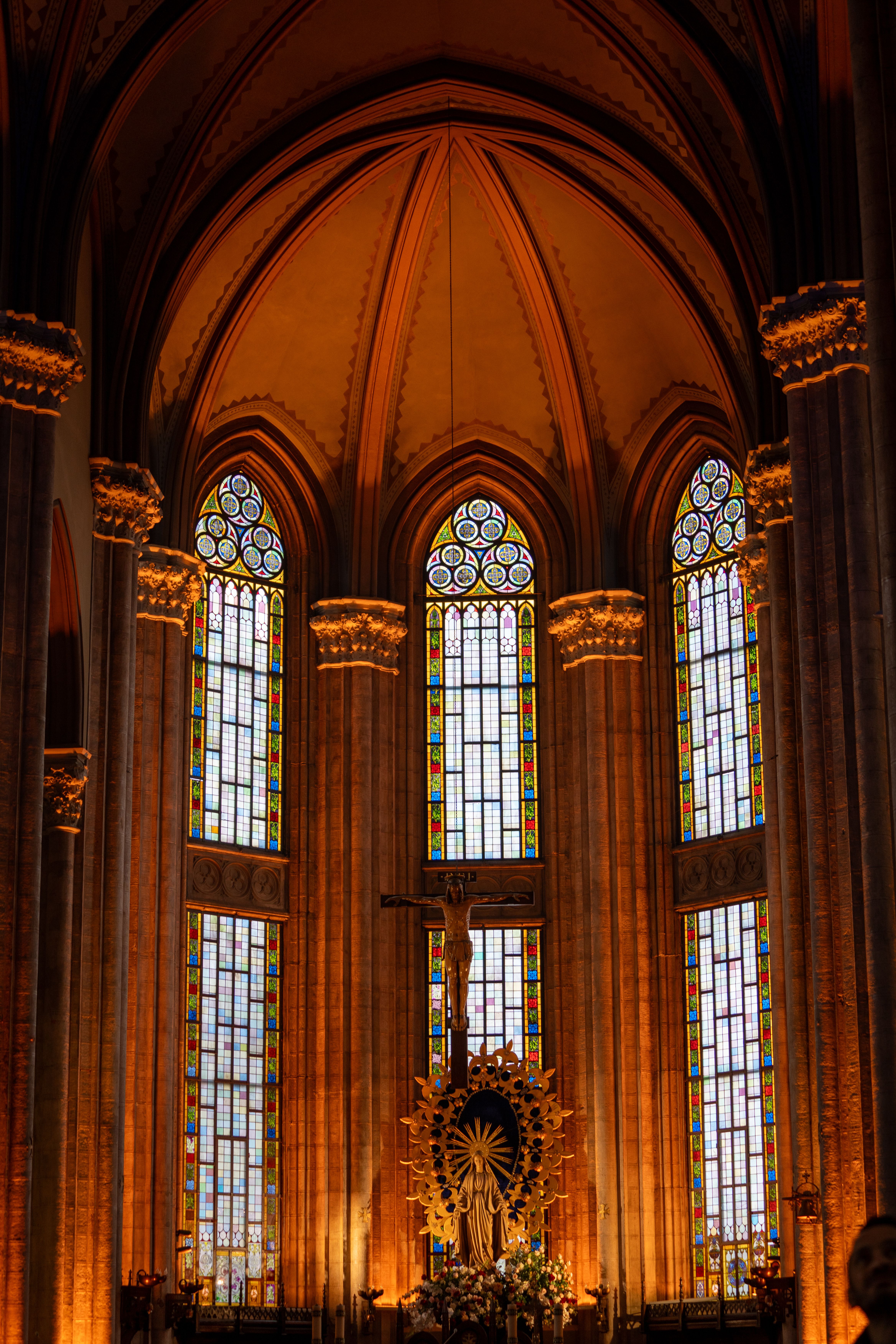 Gothic Arches and Stained Glass in Church Interior · Free Stock Photo