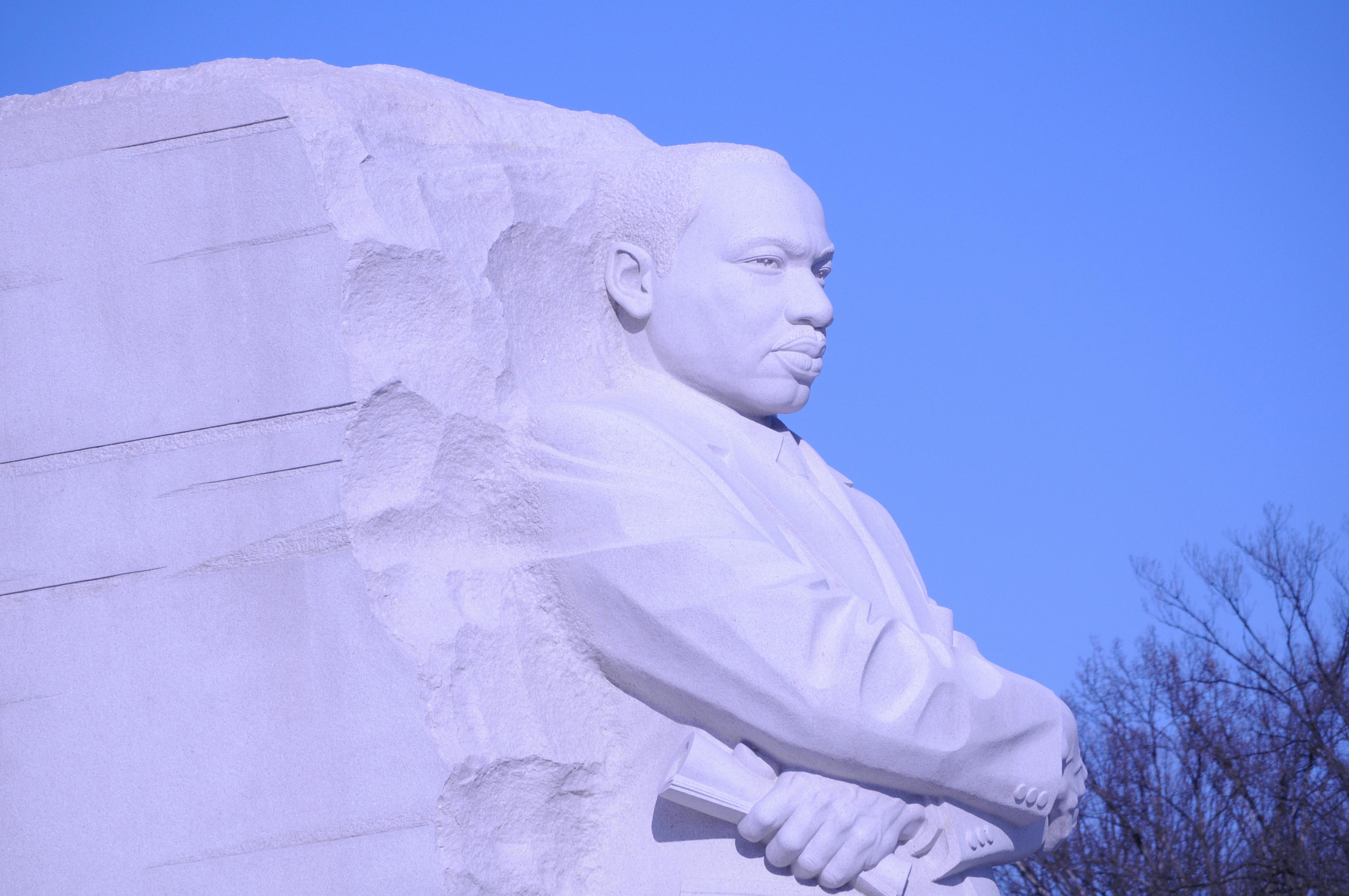 Martin Luther King Jr. Memorial on a Clear Day · Free Stock Photo