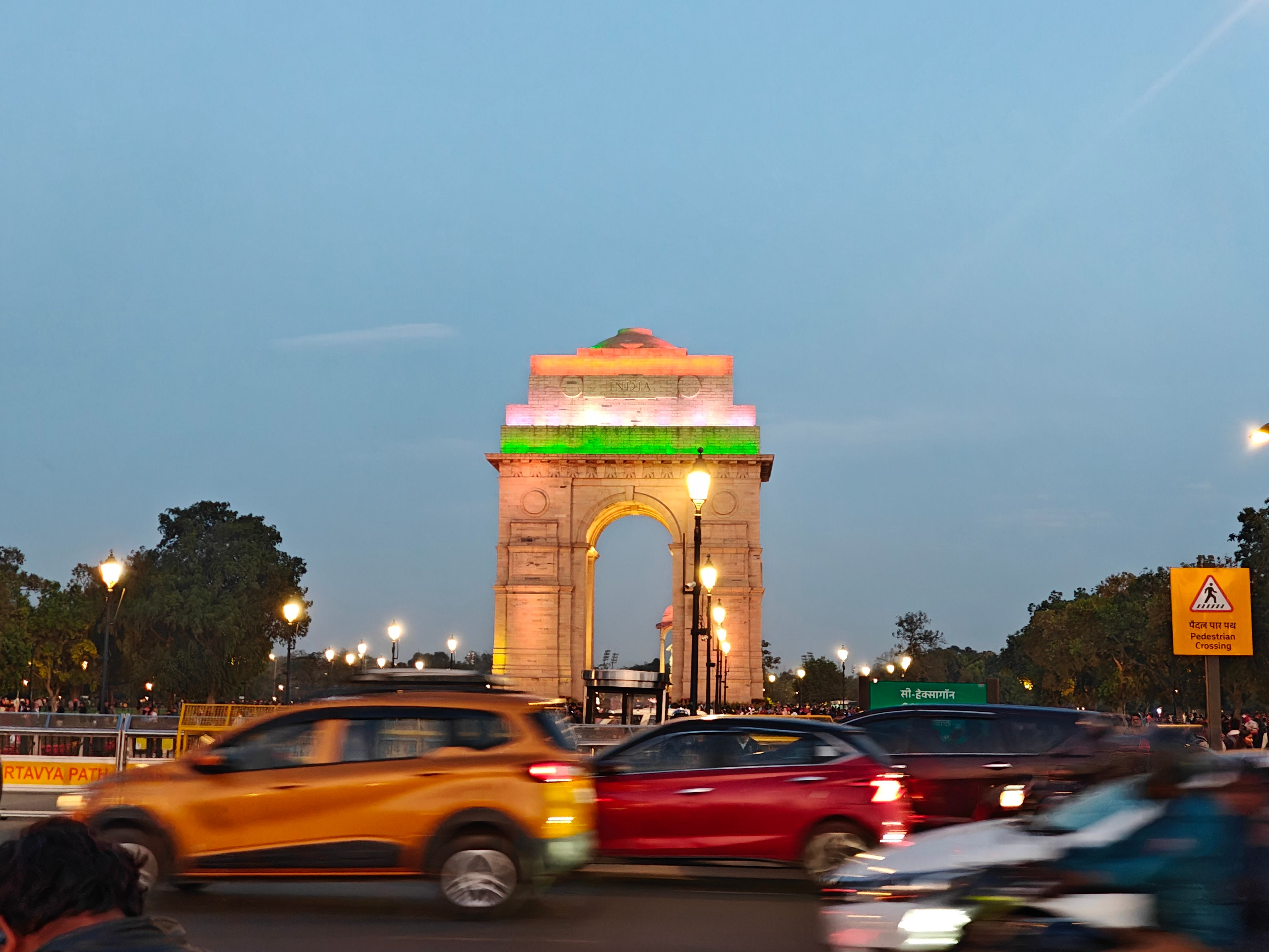 Illuminated India Gate at Dusk, New Delhi · Free Stock Photo