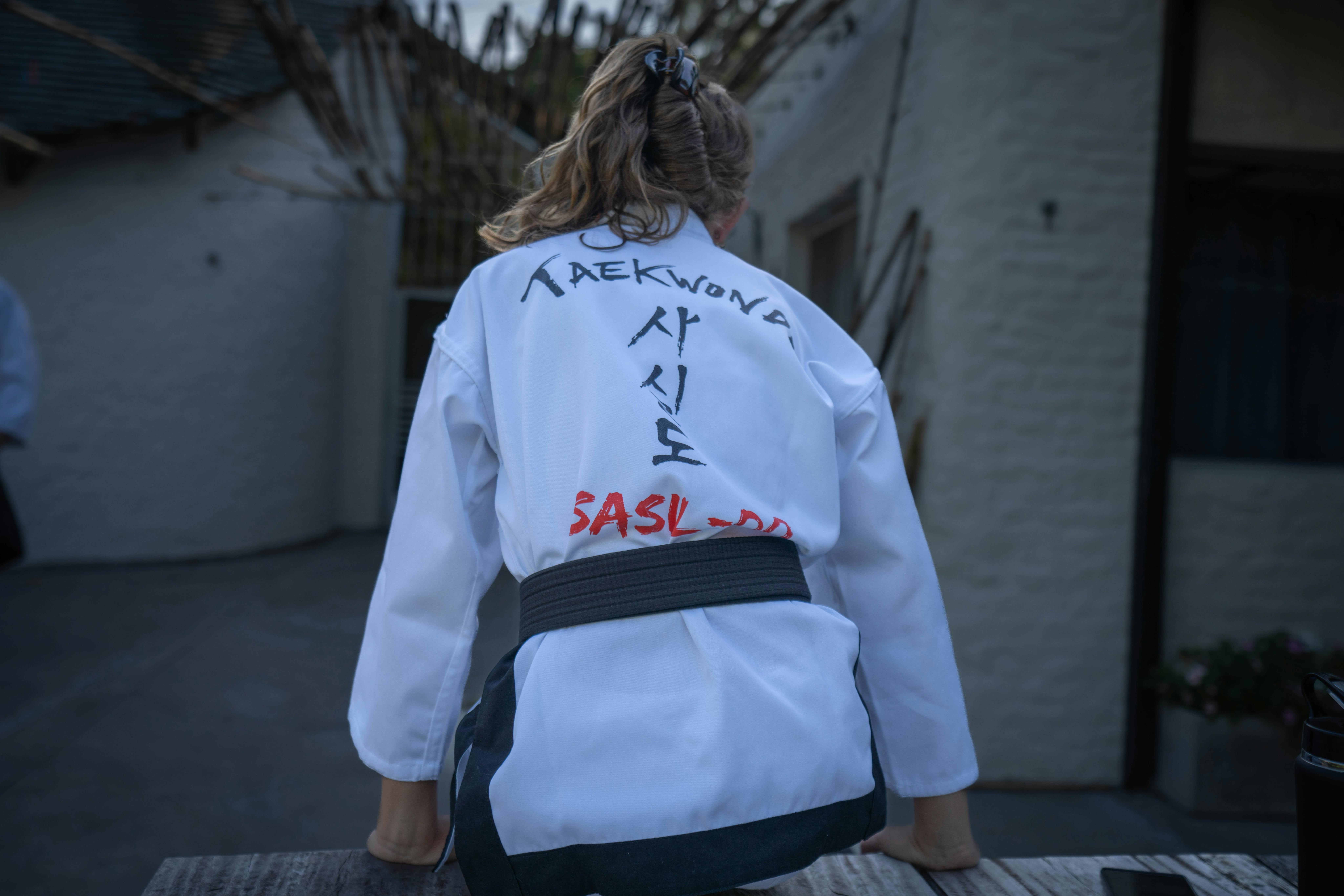 Korean Fight Photos, Download The BEST Free Korean Fight Stock Photos ...