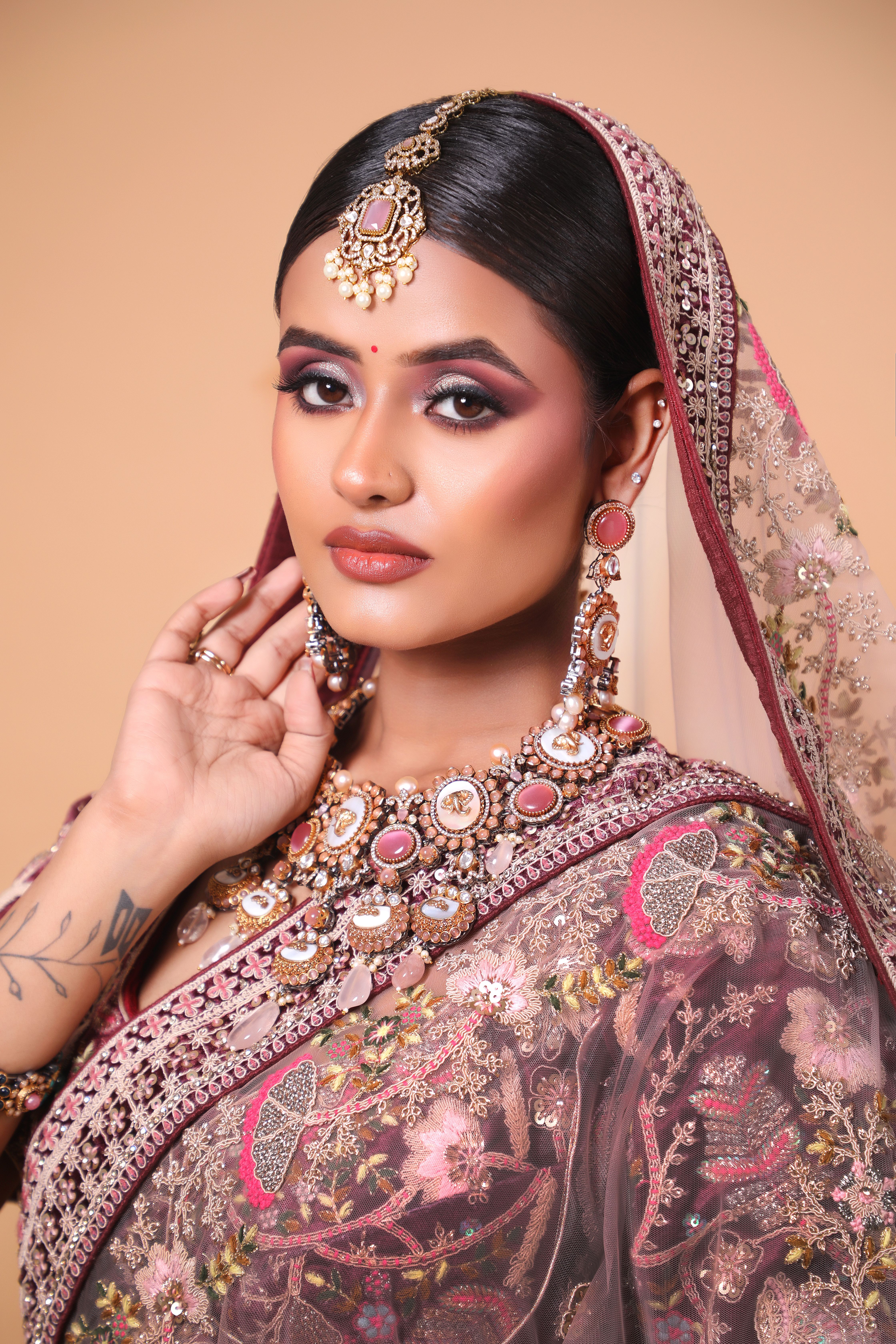 Elegant Bride in Traditional Indian Attire · Free Stock Photo