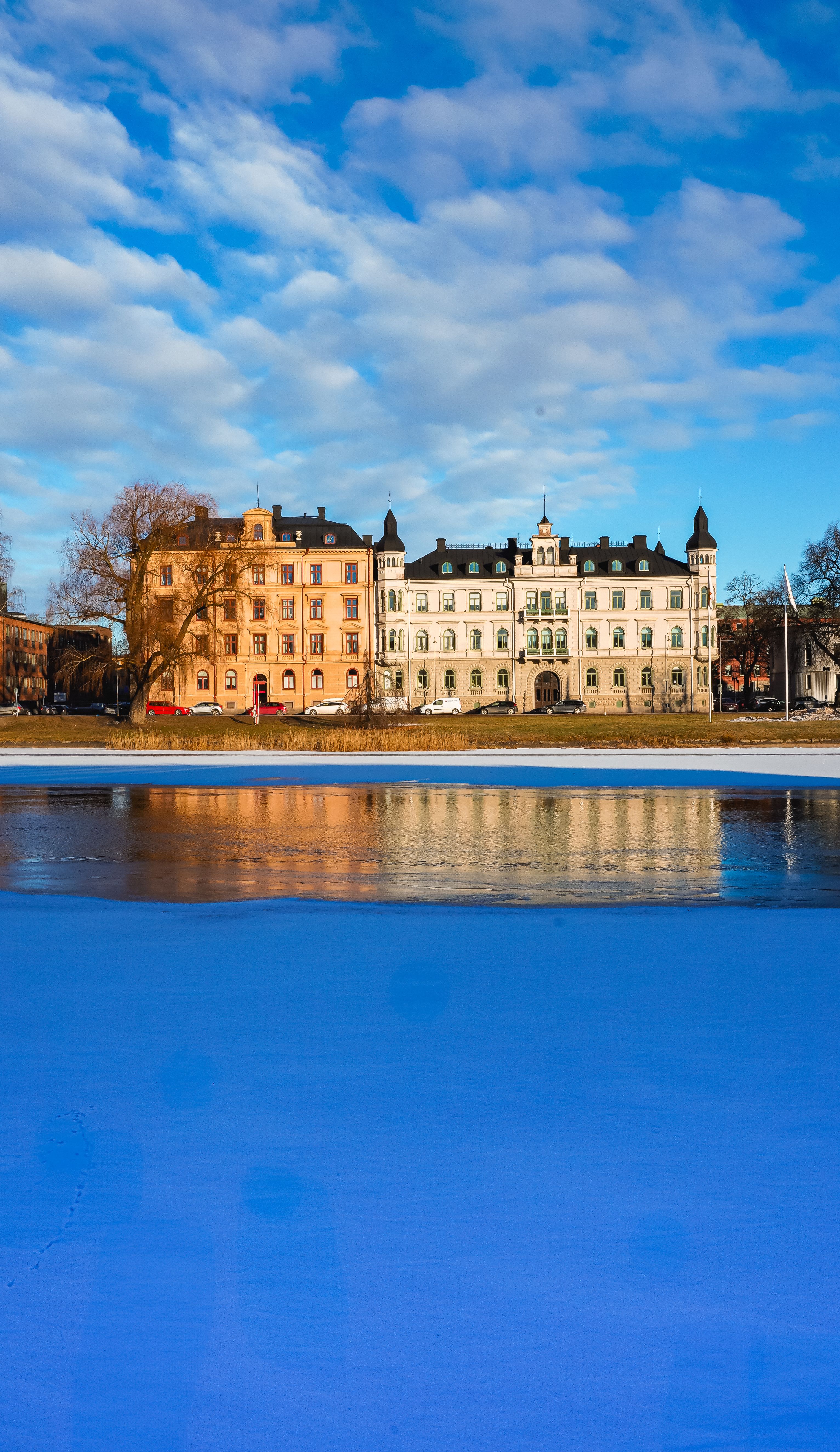 Scenic Winter View of Karlstad Buildings · Free Stock Photo
