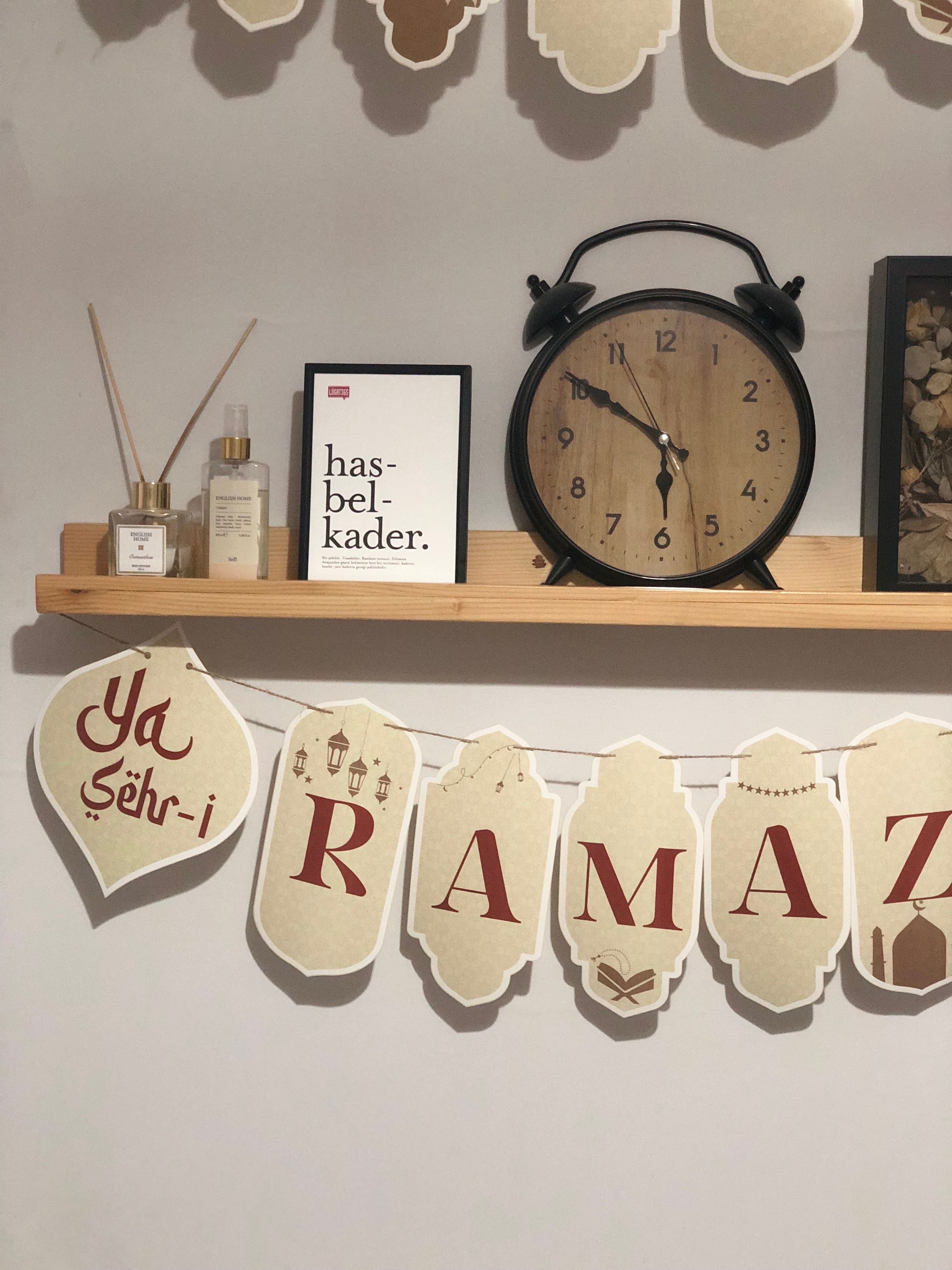 Decorative Ramadan Shelf with Clock Display · Free Stock Photo