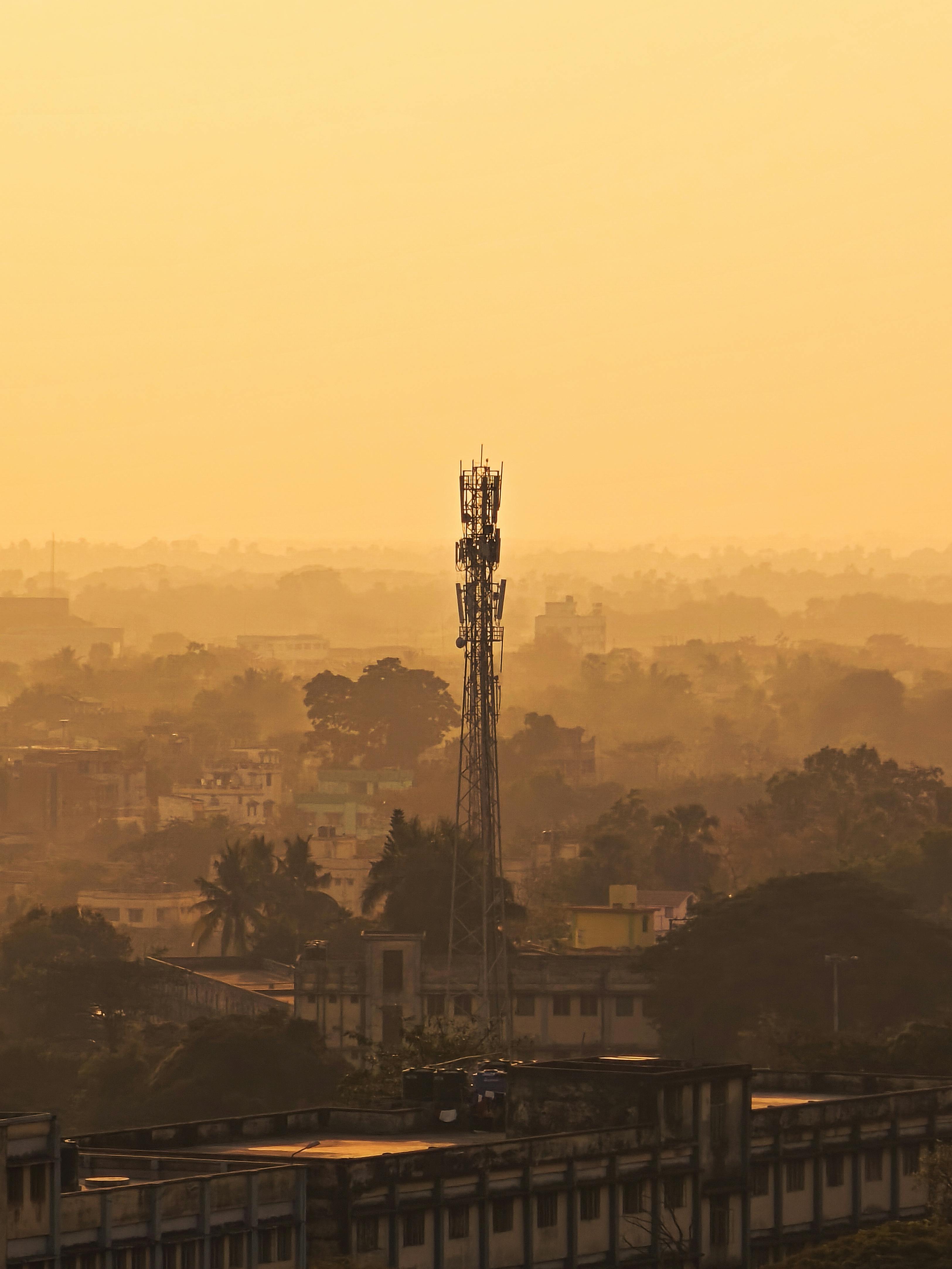 Silhouette Of A Technology Scammer Photos, Download The BEST Free ...