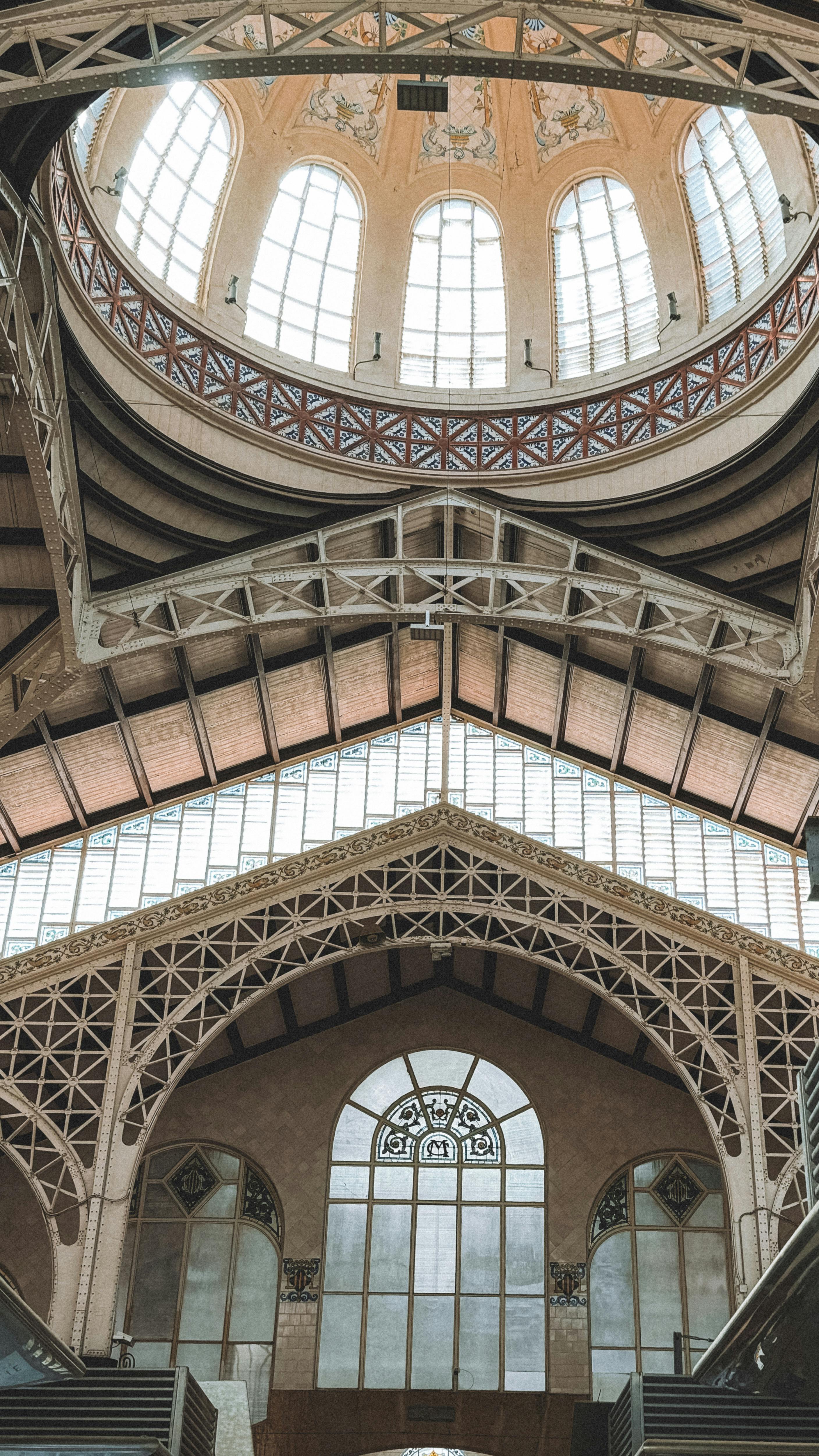 Intricate Architectural Dome Interior View · Free Stock Photo