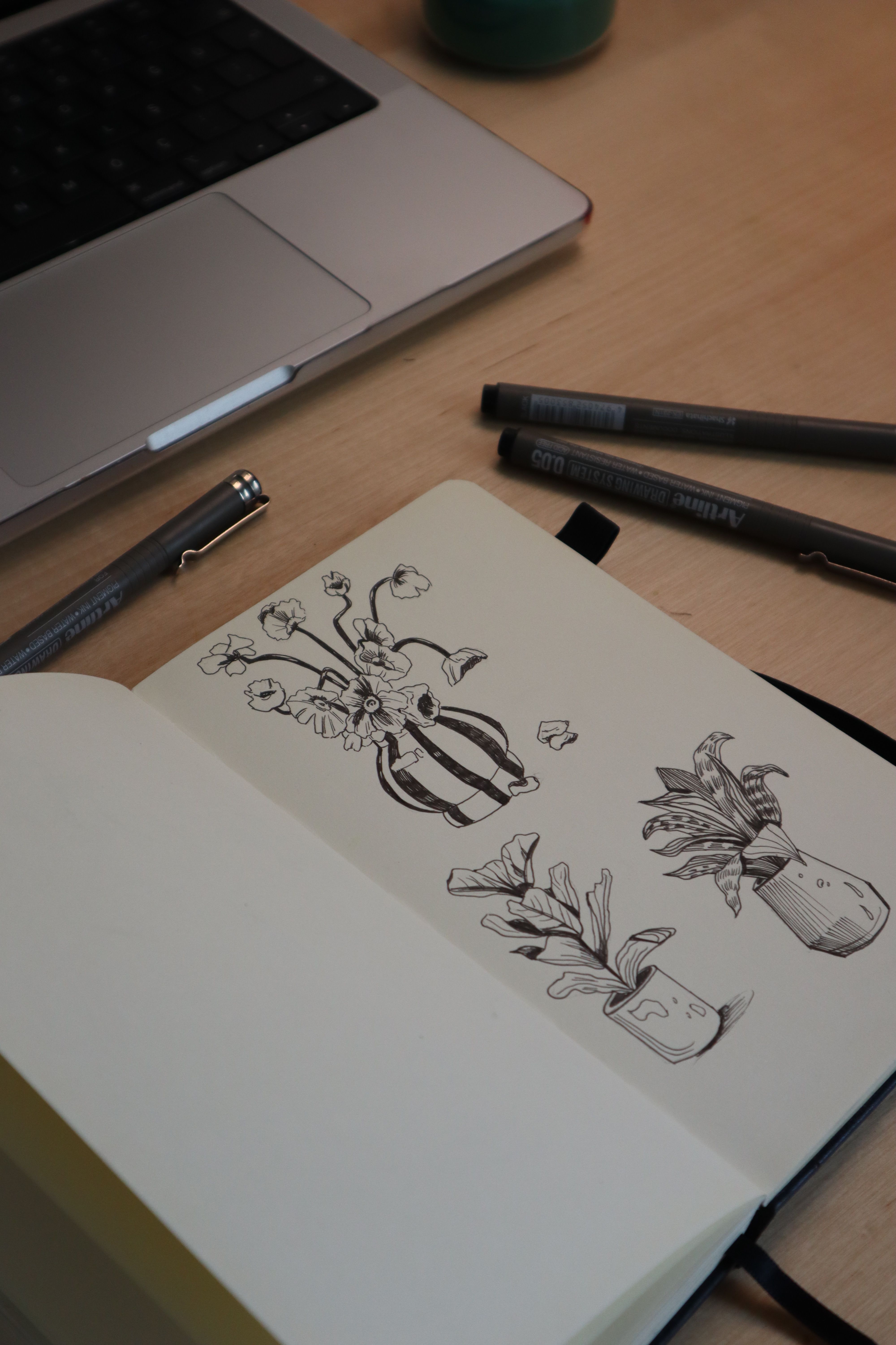 Desktop Drawing Photos, Download The BEST Free Desktop Drawing Stock ...