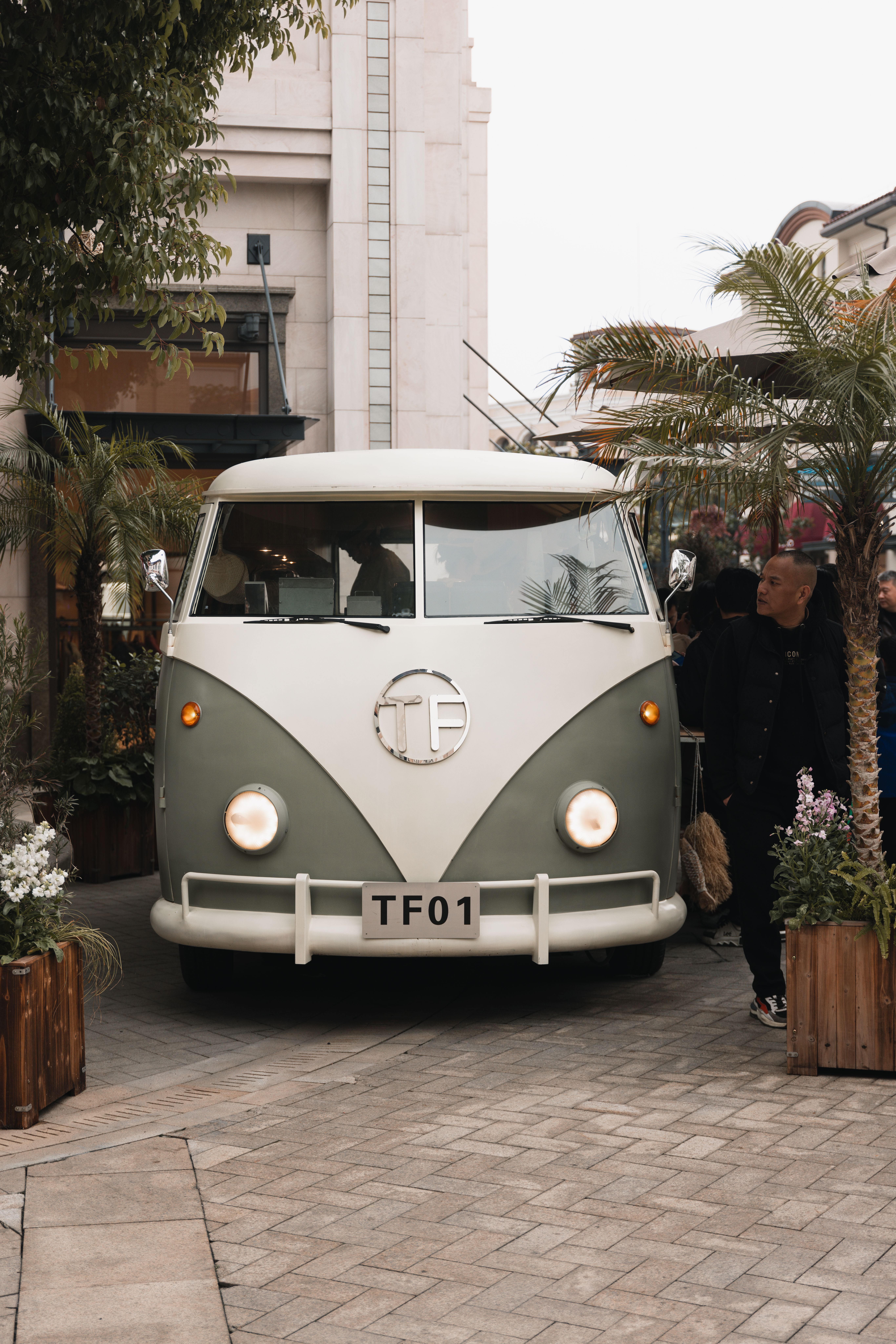 Vintage Volkswagen Van in Shanghai Street Scene · Free Stock Photo
