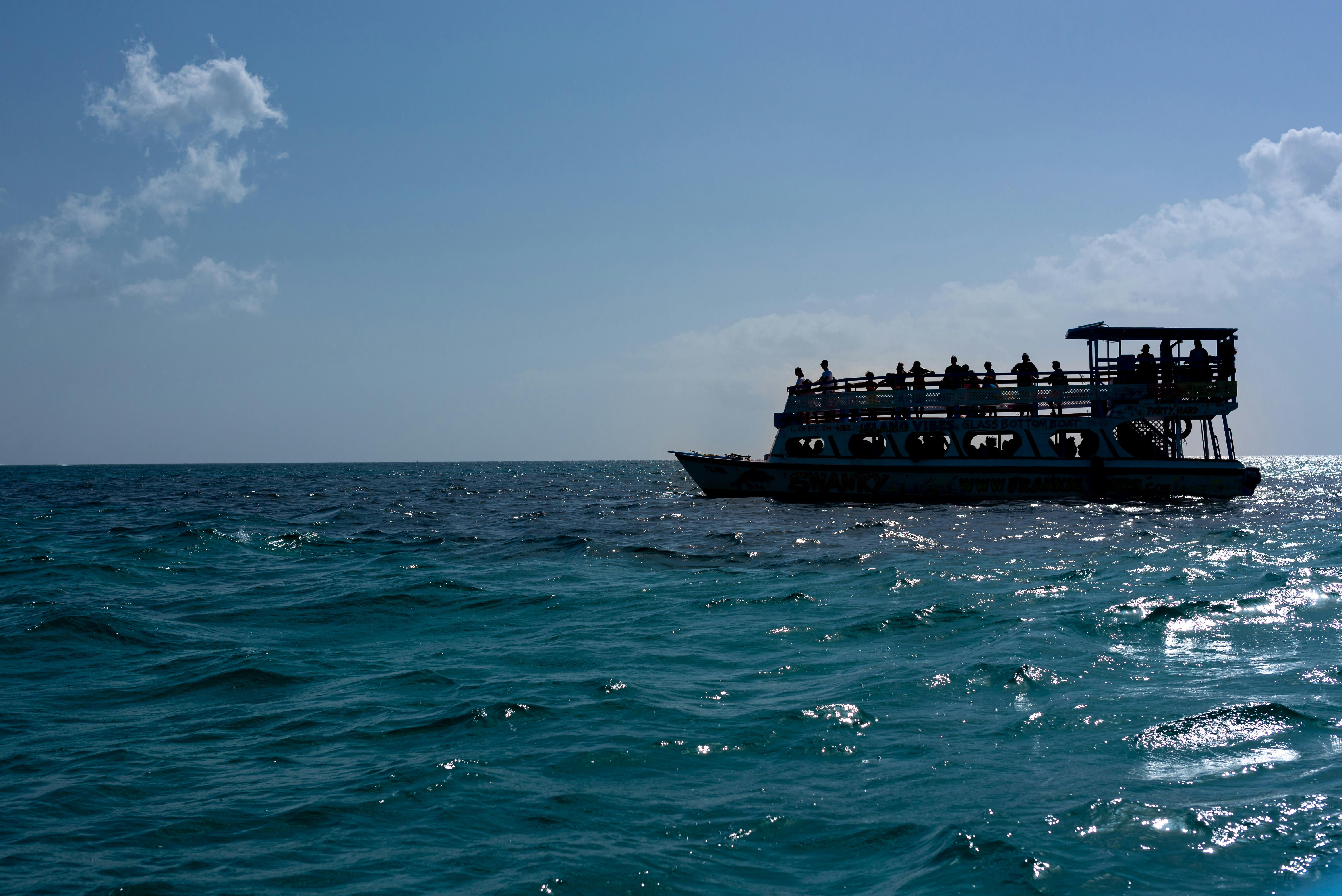 Glass Bottom Boat on the Caribbean Sea in Tobago · Free Stock Photo