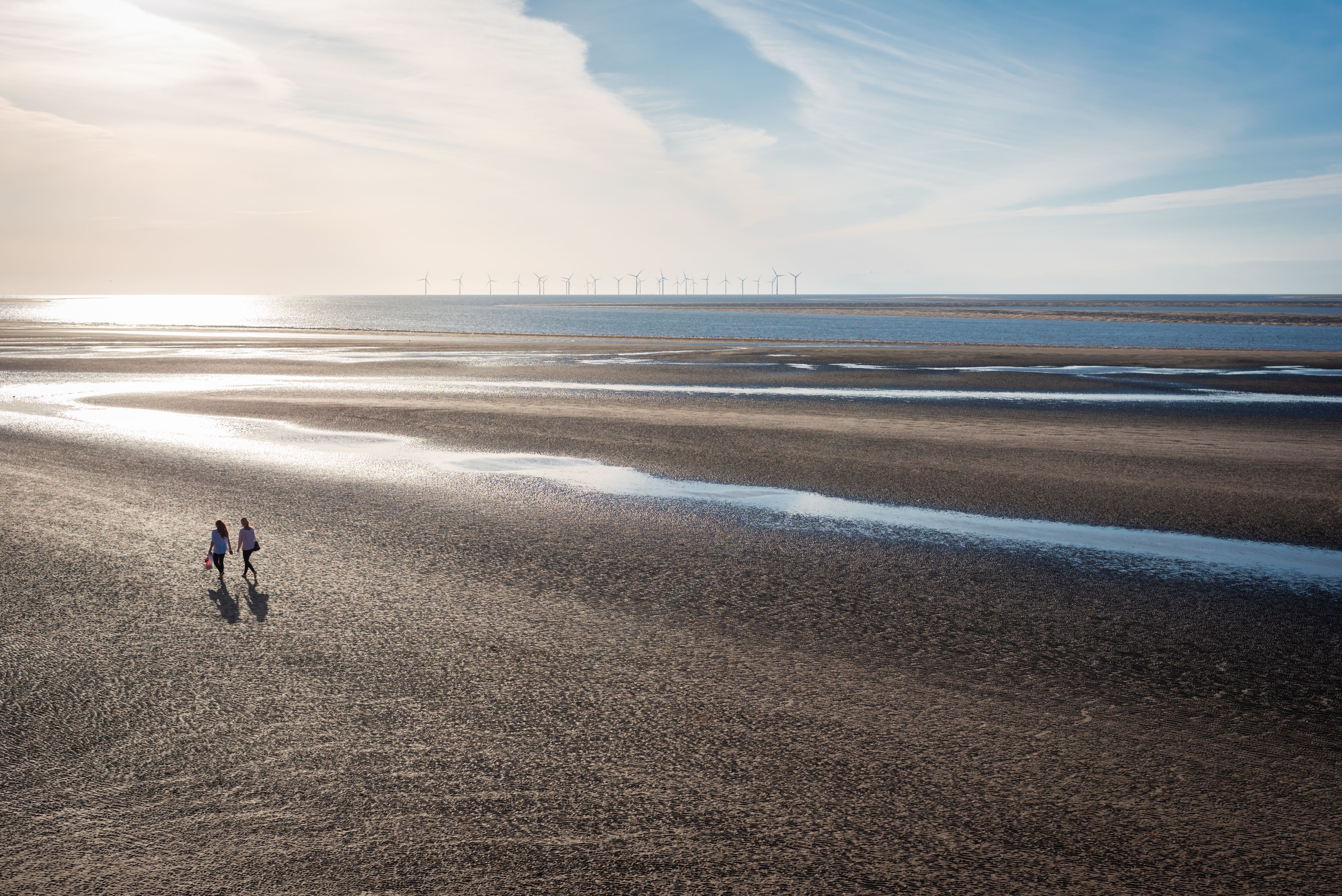 Scenic Walk on Wallasey Beach in England · Free Stock Photo
