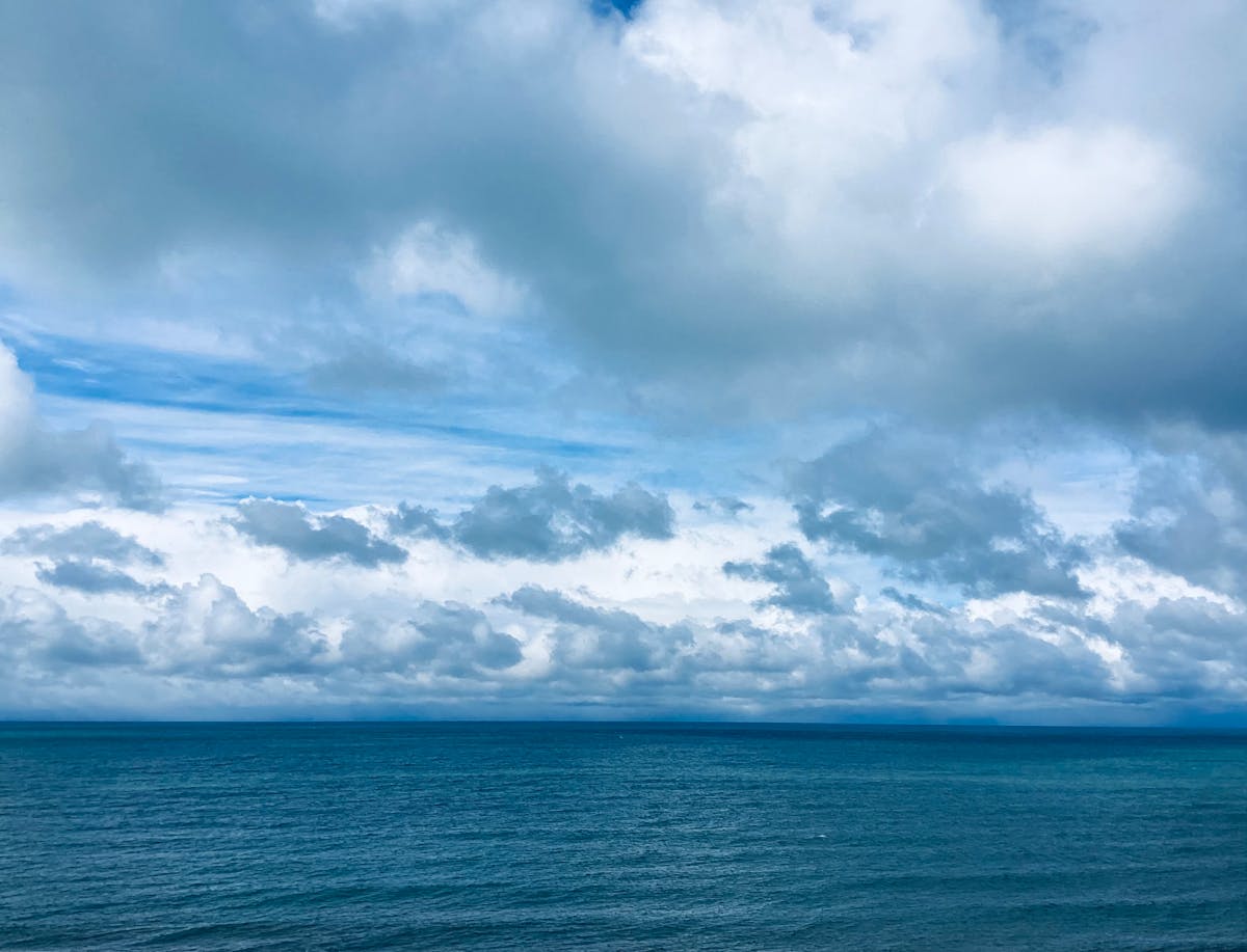 Ocean And Sky Photos, Download The BEST Free Ocean And Sky Stock Photos ...