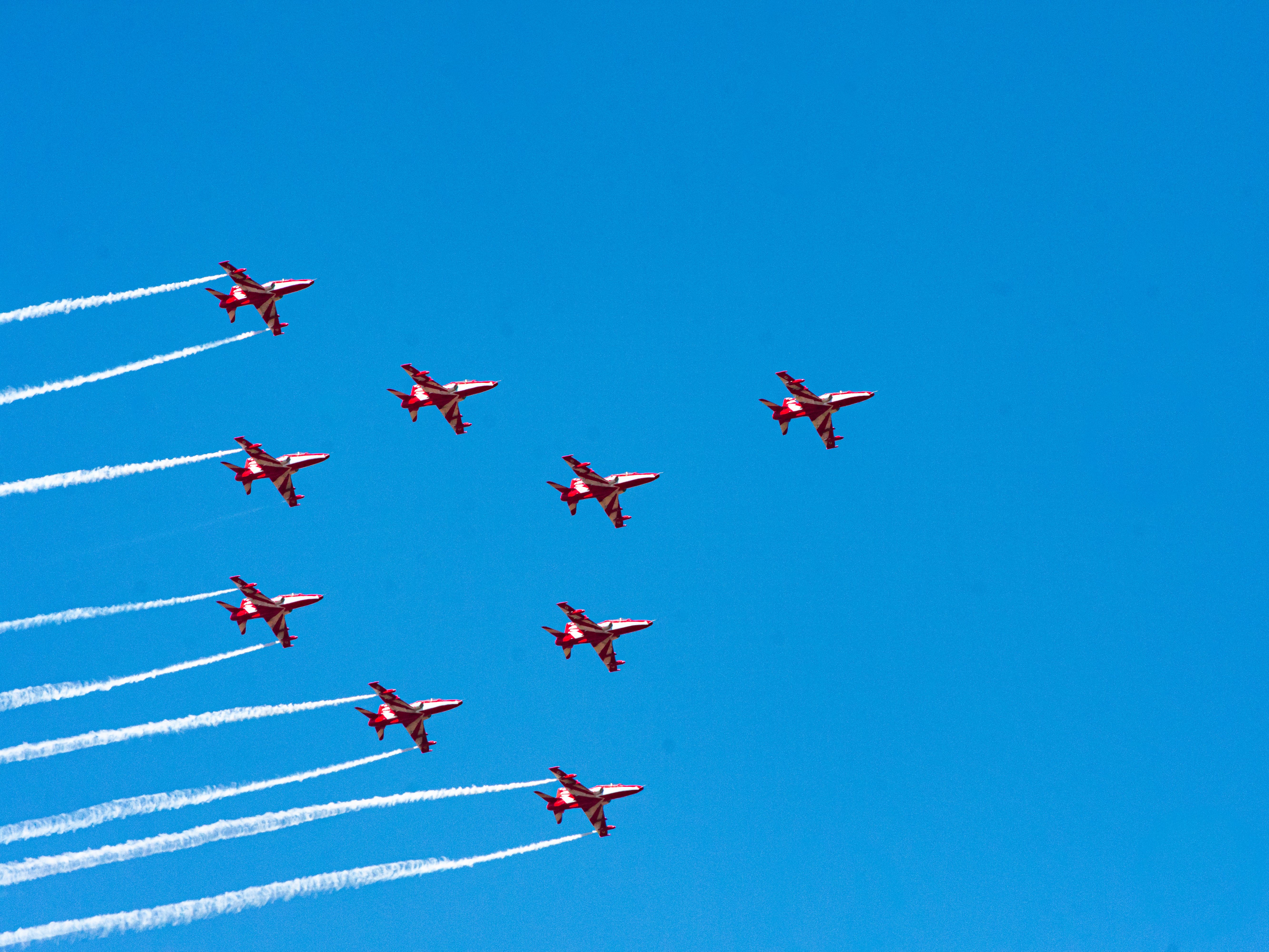 Aerial Display of Fighter Jets at Bengaluru Airshow · Free Stock Photo