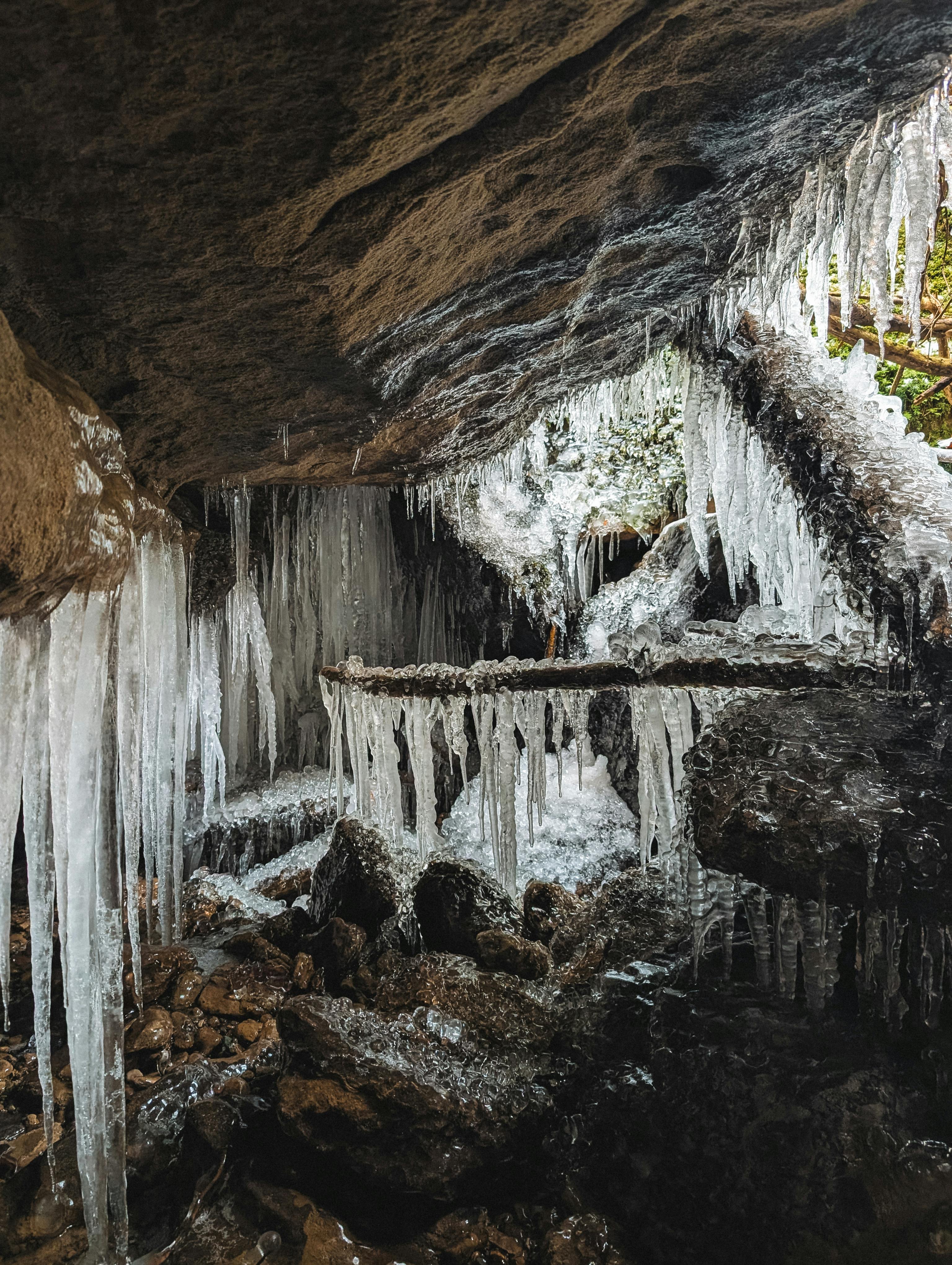 Beautiful Cave Photos, Download The BEST Free Beautiful Cave Stock ...