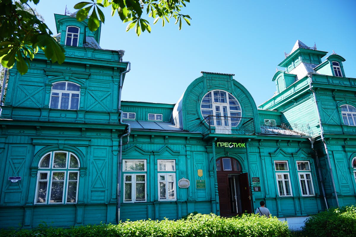 Green Building Photos, Download The BEST Free Green Building Stock ...