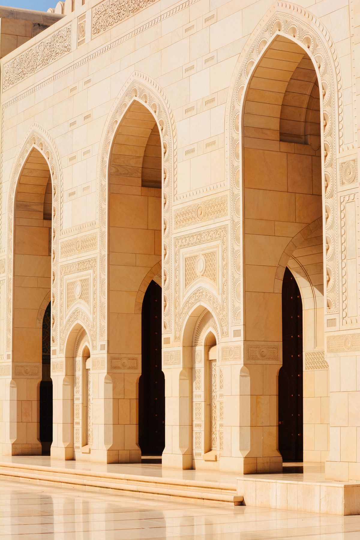 Sultan Qaboos Grand Mosque, Oman Photos, Download The BEST Free Sultan ...