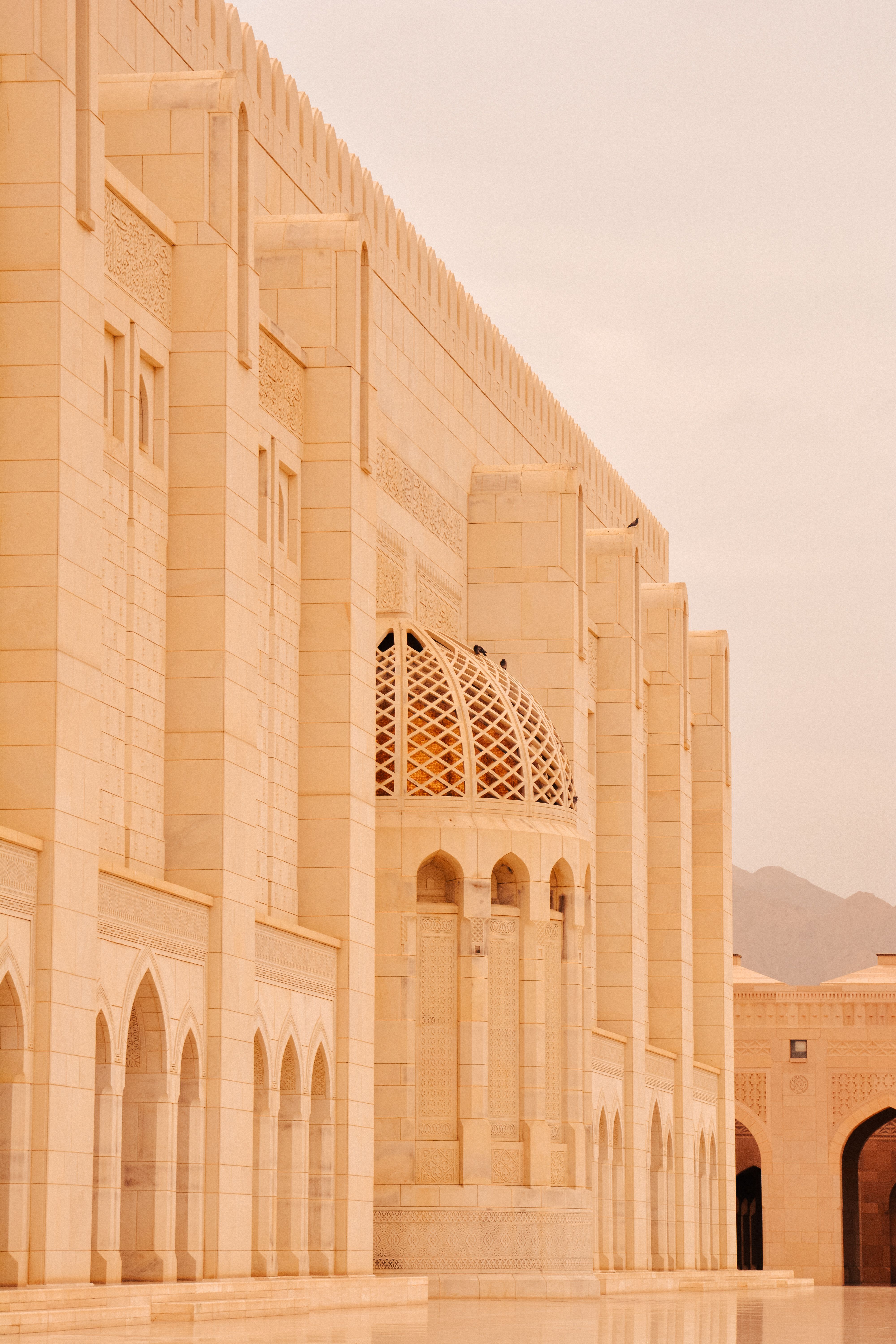 Grand Mosque Architecture in Muscat, Oman · Free Stock Photo