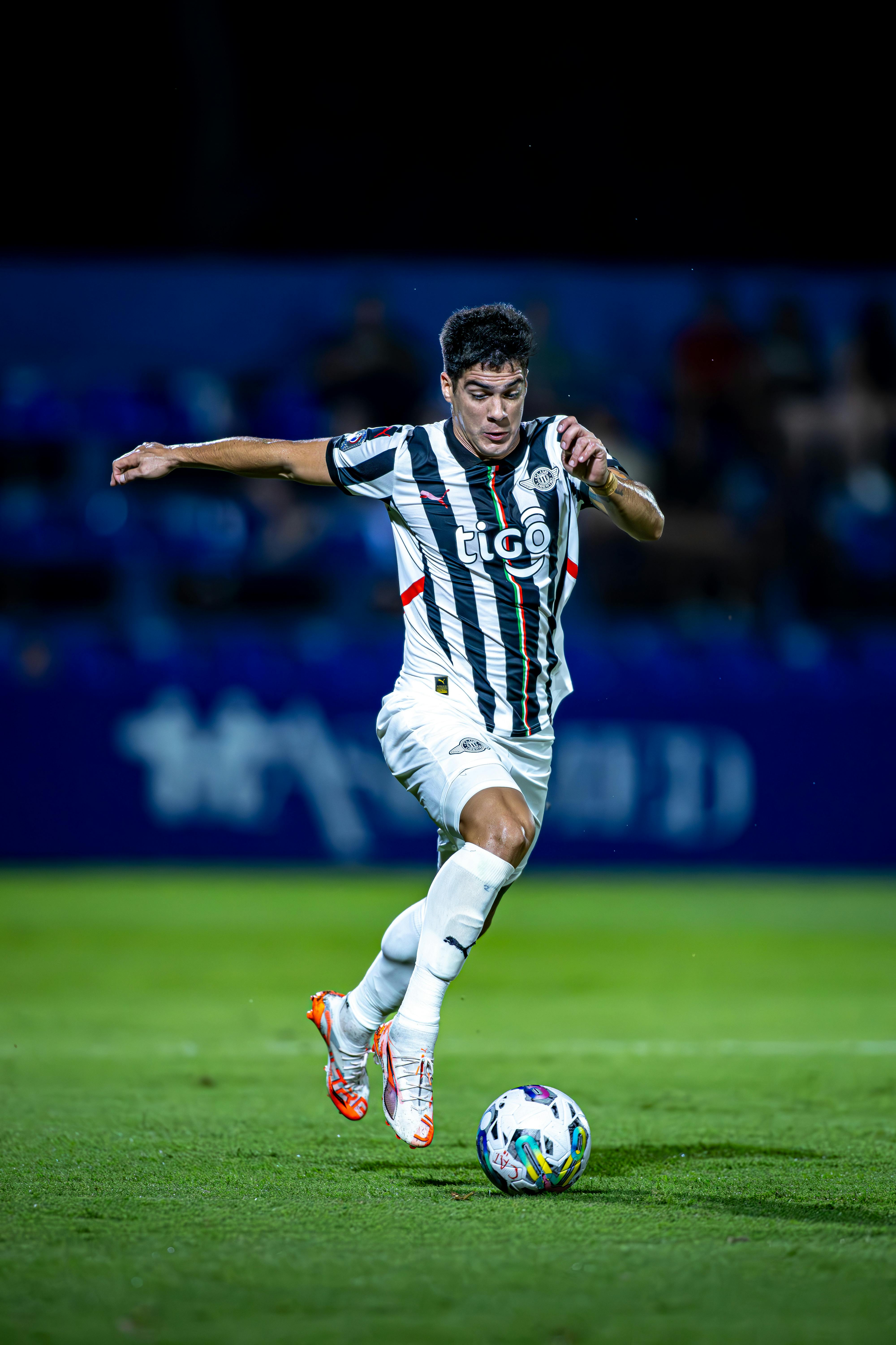 Professional Team Performance Photos, Download The BEST Free ...