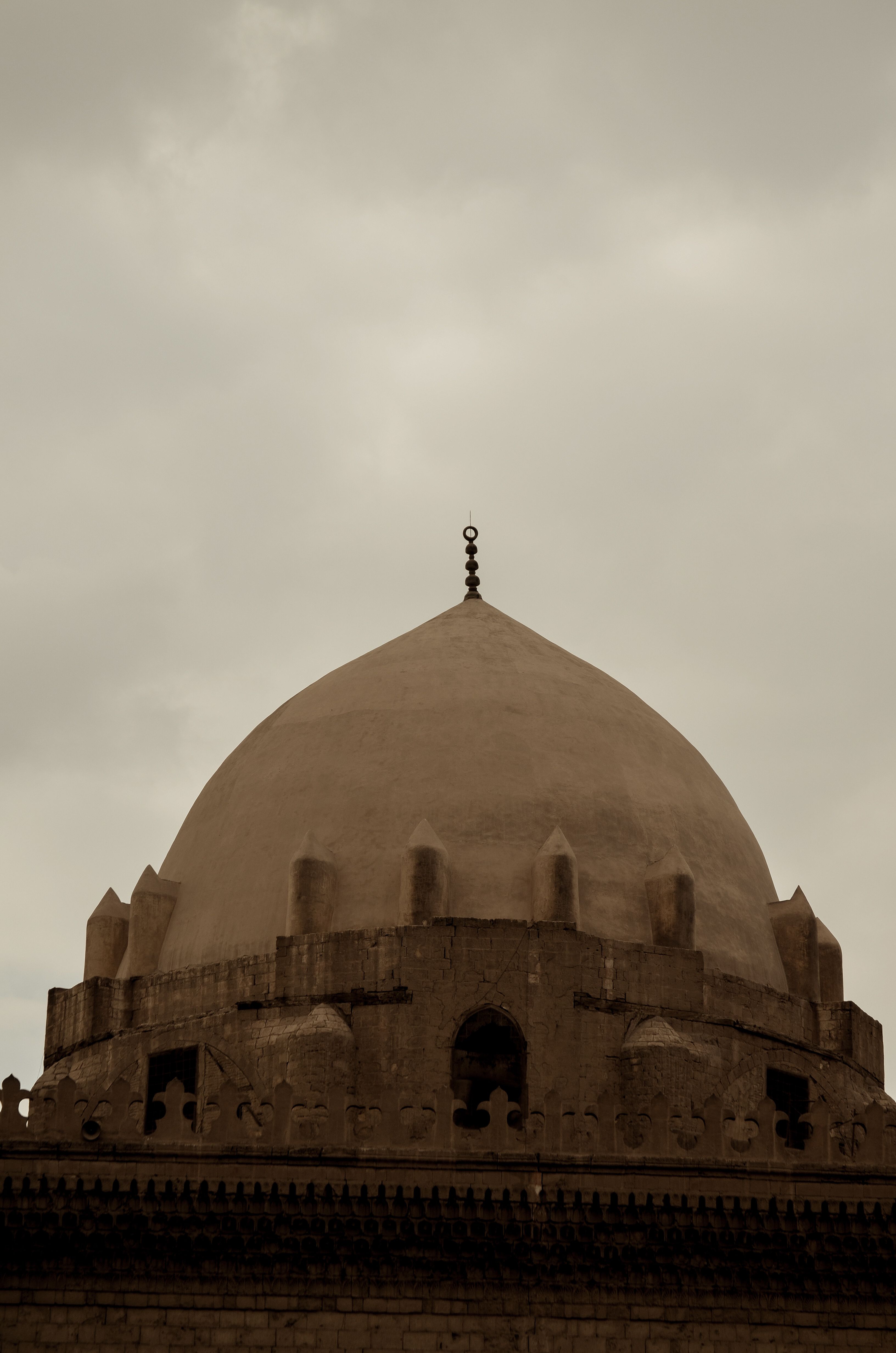 Historic Dome in Cairo's Architectural Landscape · Free Stock Photo