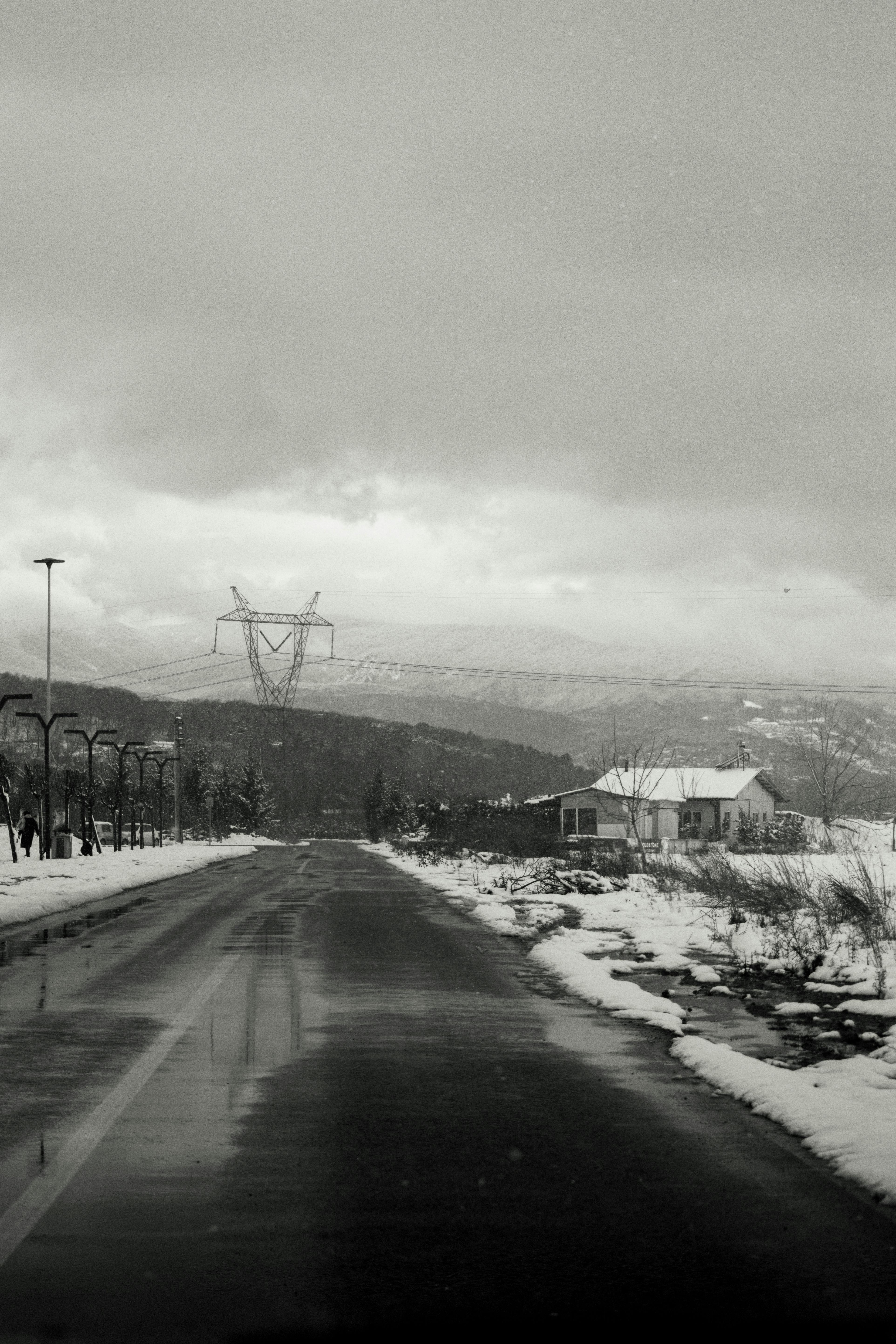 Snowy Road Leading to Sakarya Suburb · Free Stock Photo
