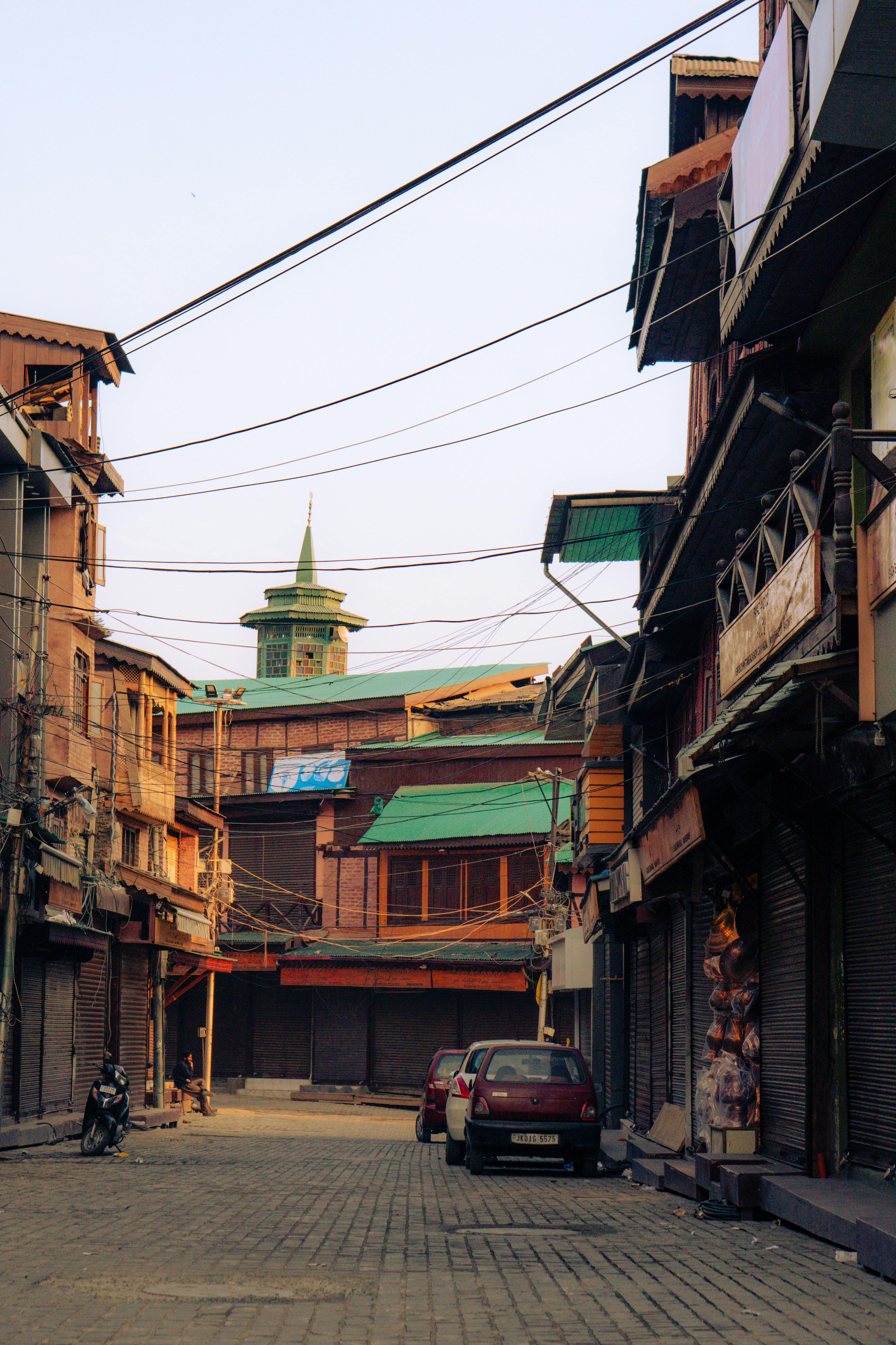Quiet City Street with Rustic Architecture · Free Stock Photo