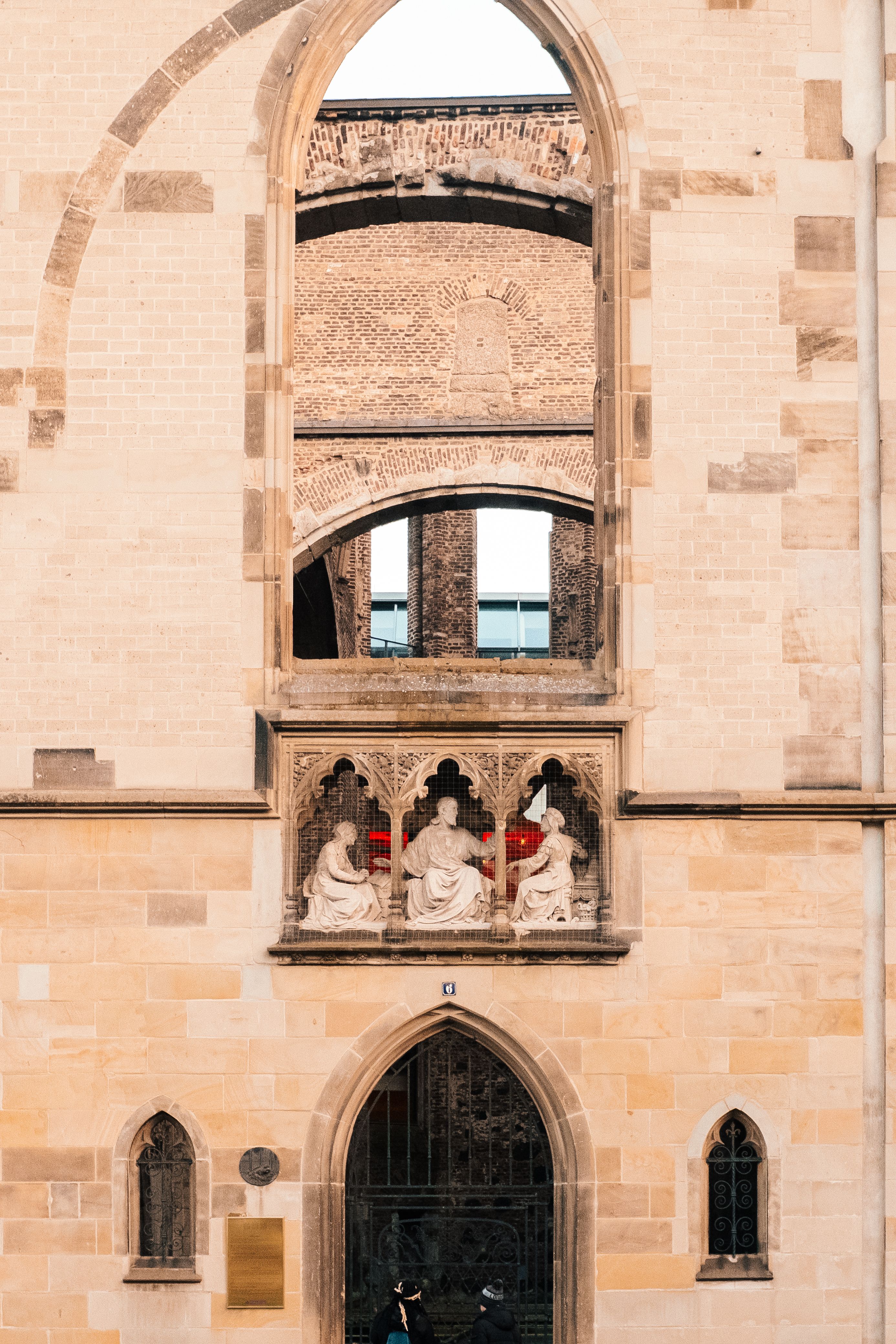 Historic Cologne Architecture with Detailed Sculptures · Free Stock Photo
