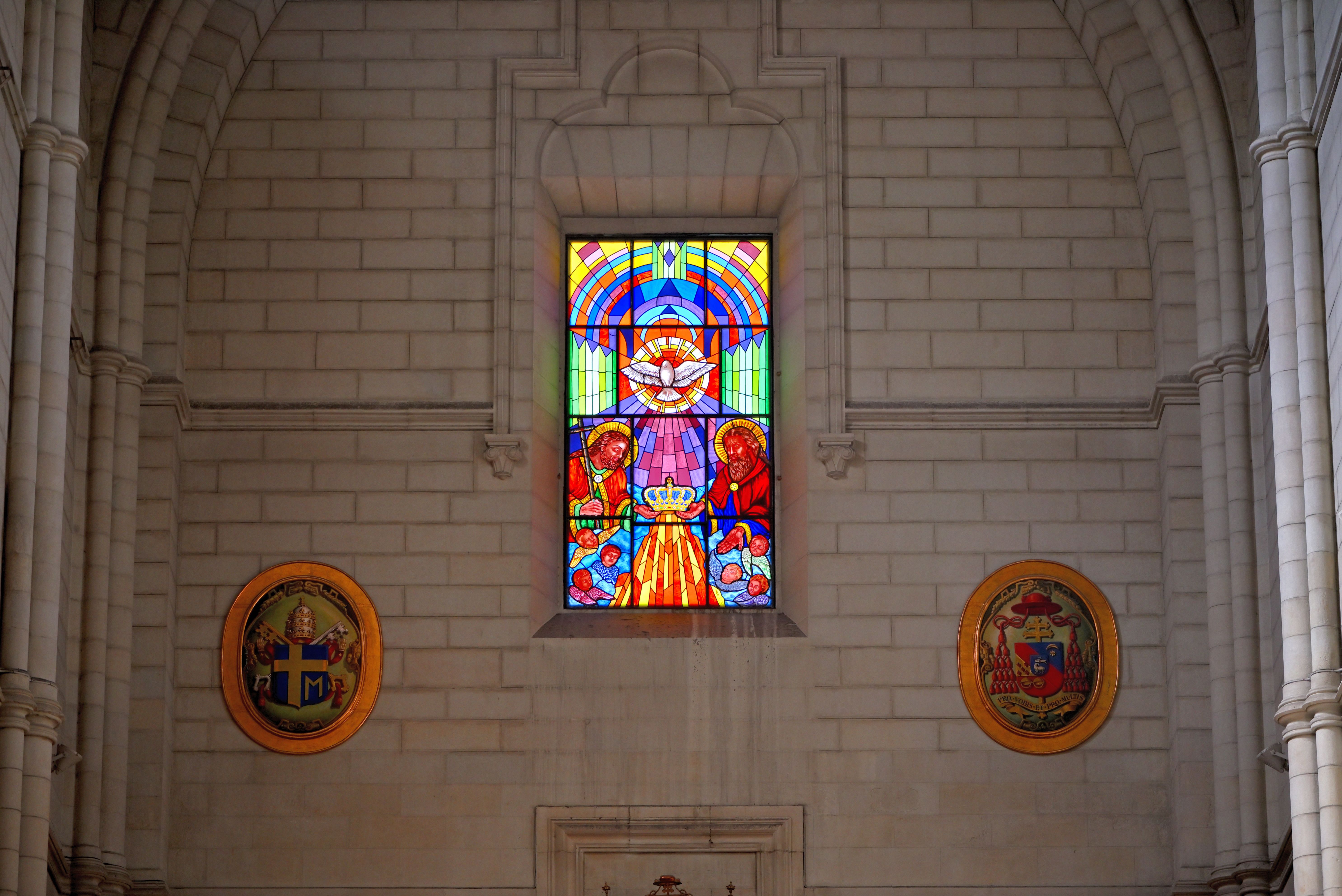 Vibrant Stained Glass in Cathedral Interior · Free Stock Photo