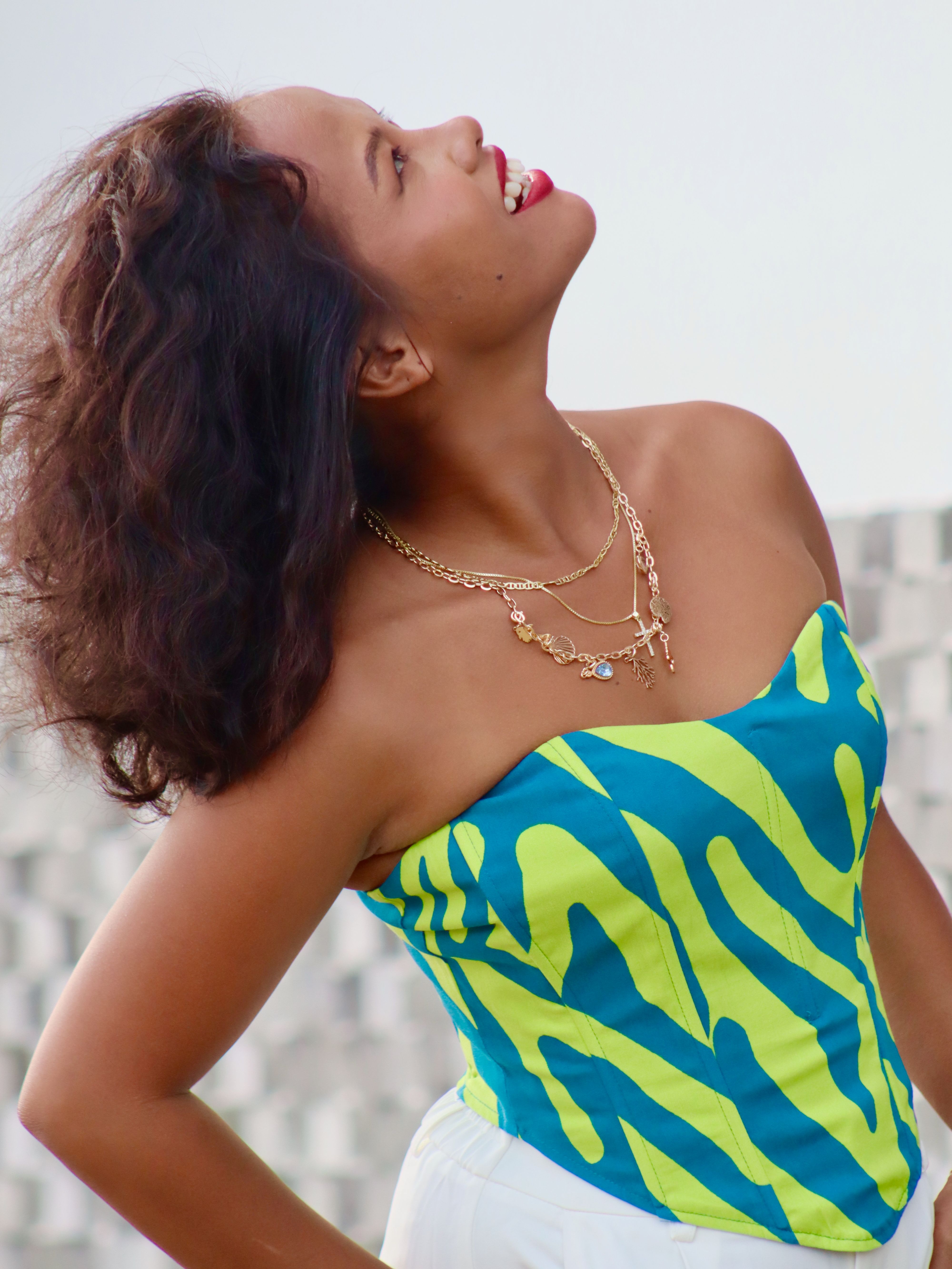Vibrant Portrait of Smiling Woman in Cebu City · Free Stock Photo