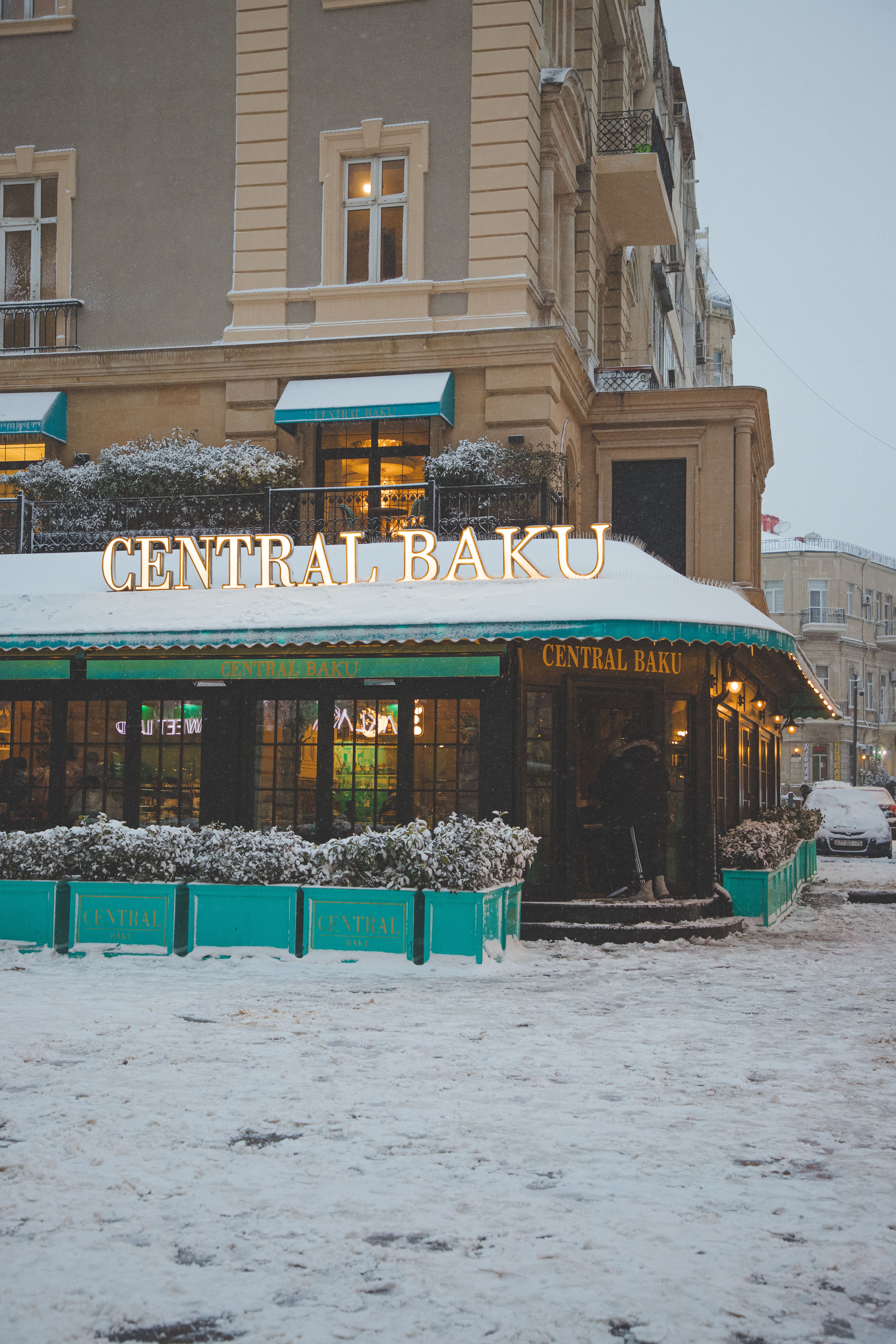 Central Baku Restaurant in Winter Snow Scene · Free Stock Photo