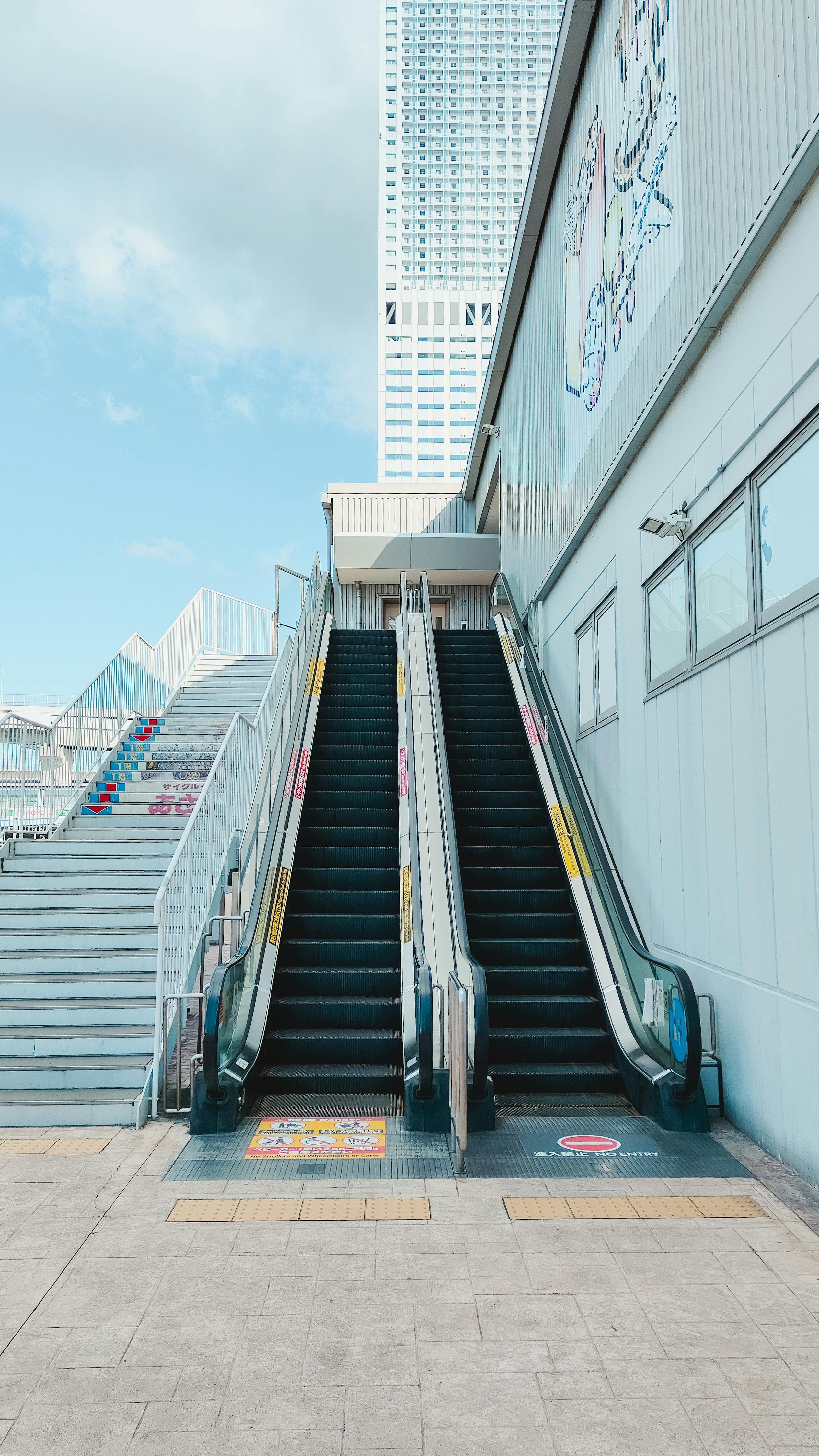 Steps Climbing Photos, Download The BEST Free Steps Climbing Stock ...