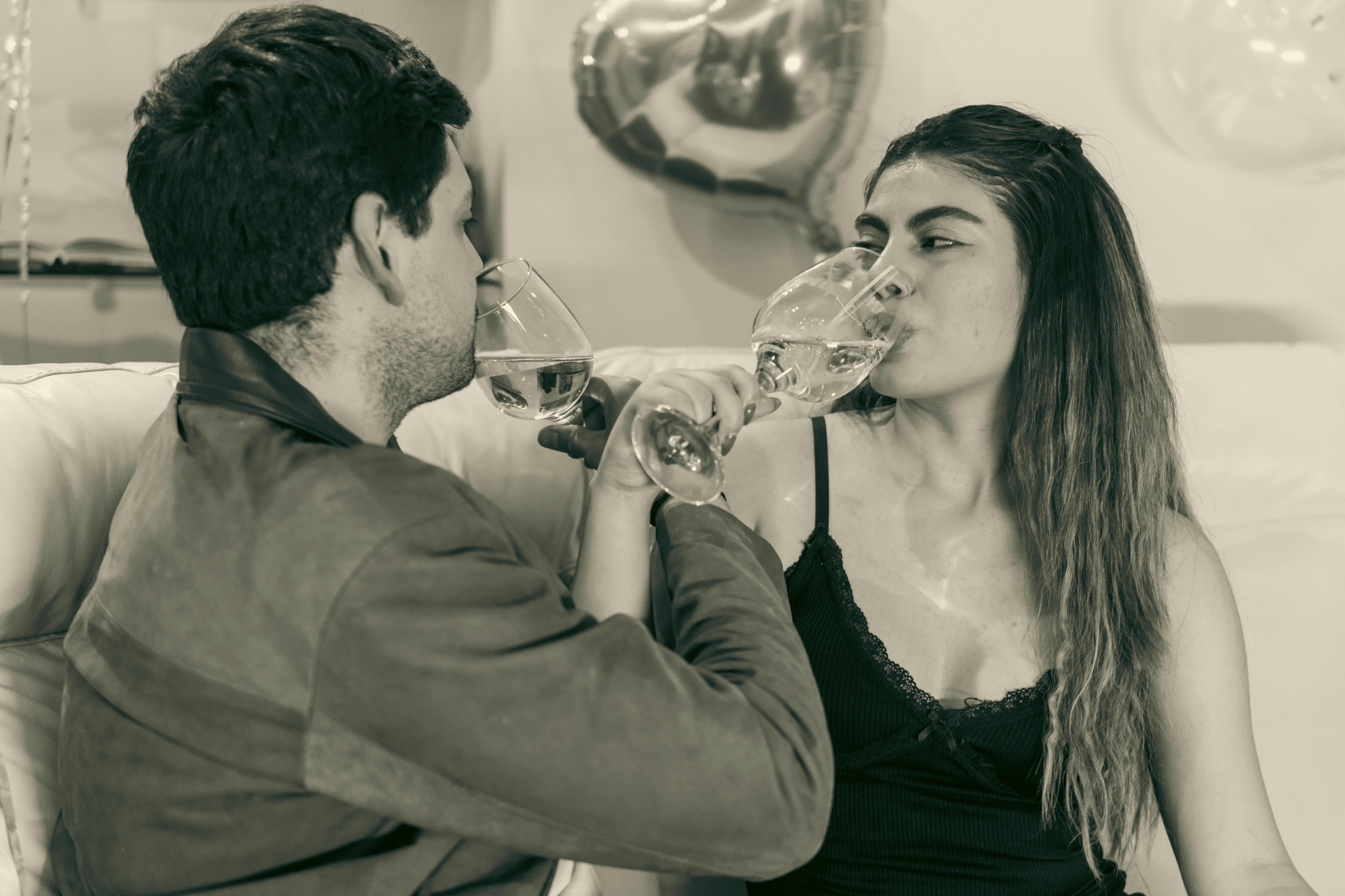 Romantic Toast Celebration with Wine Glasses · Free Stock Photo