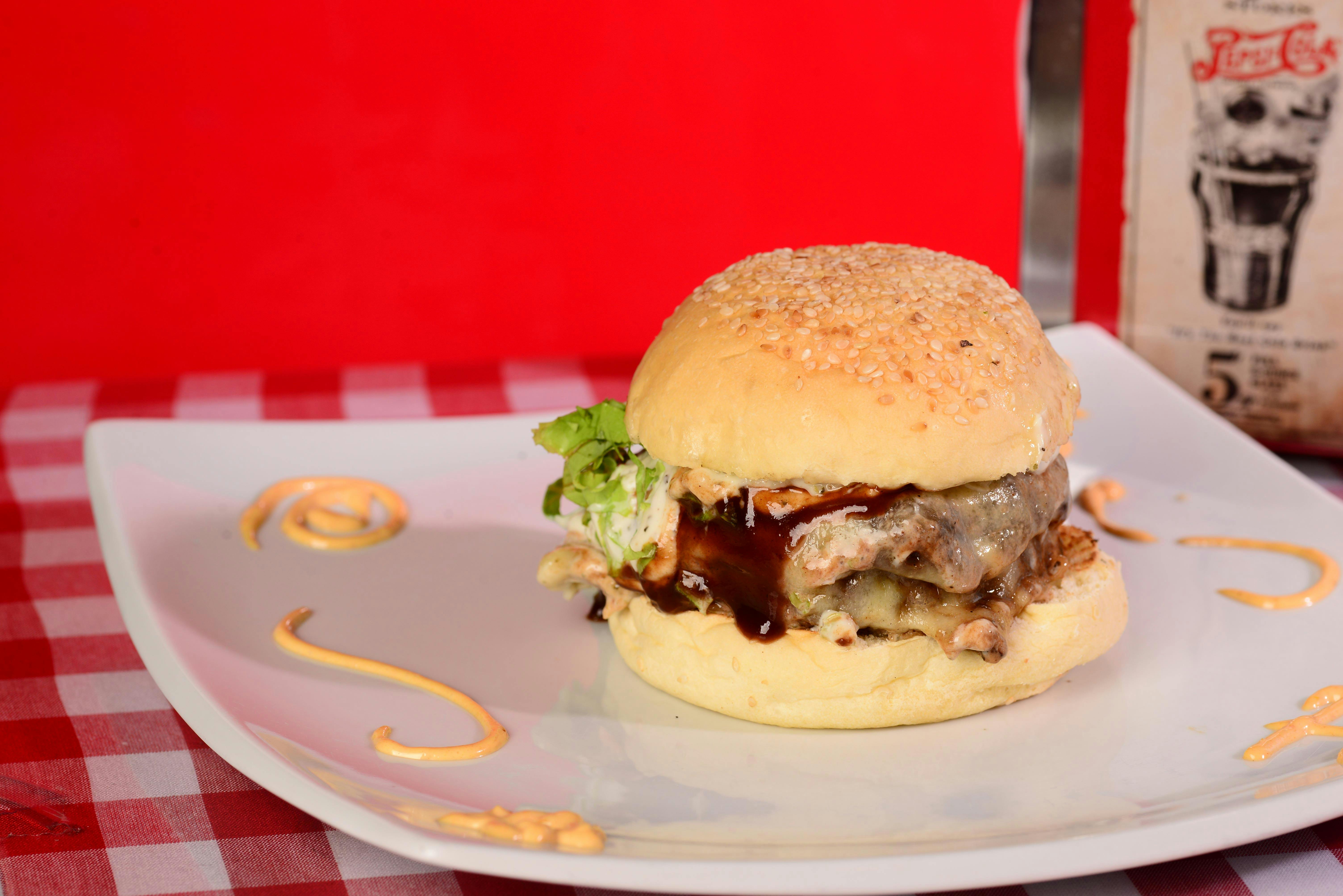 Caesarea Toe Burgers Photos, Download The BEST Free Caesarea Toe ...