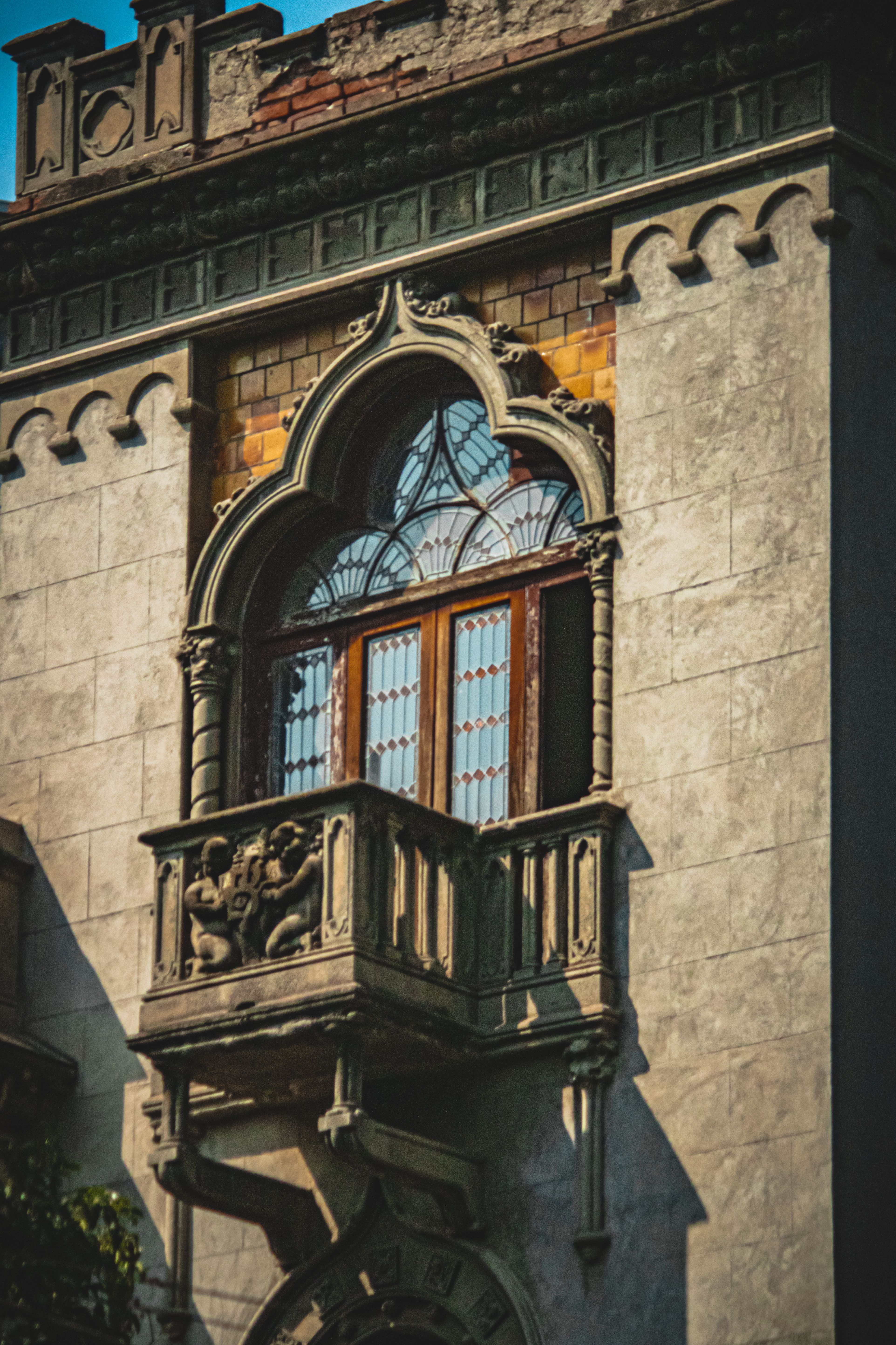 Ornate Architectural Balcony in Mexico City · Free Stock Photo