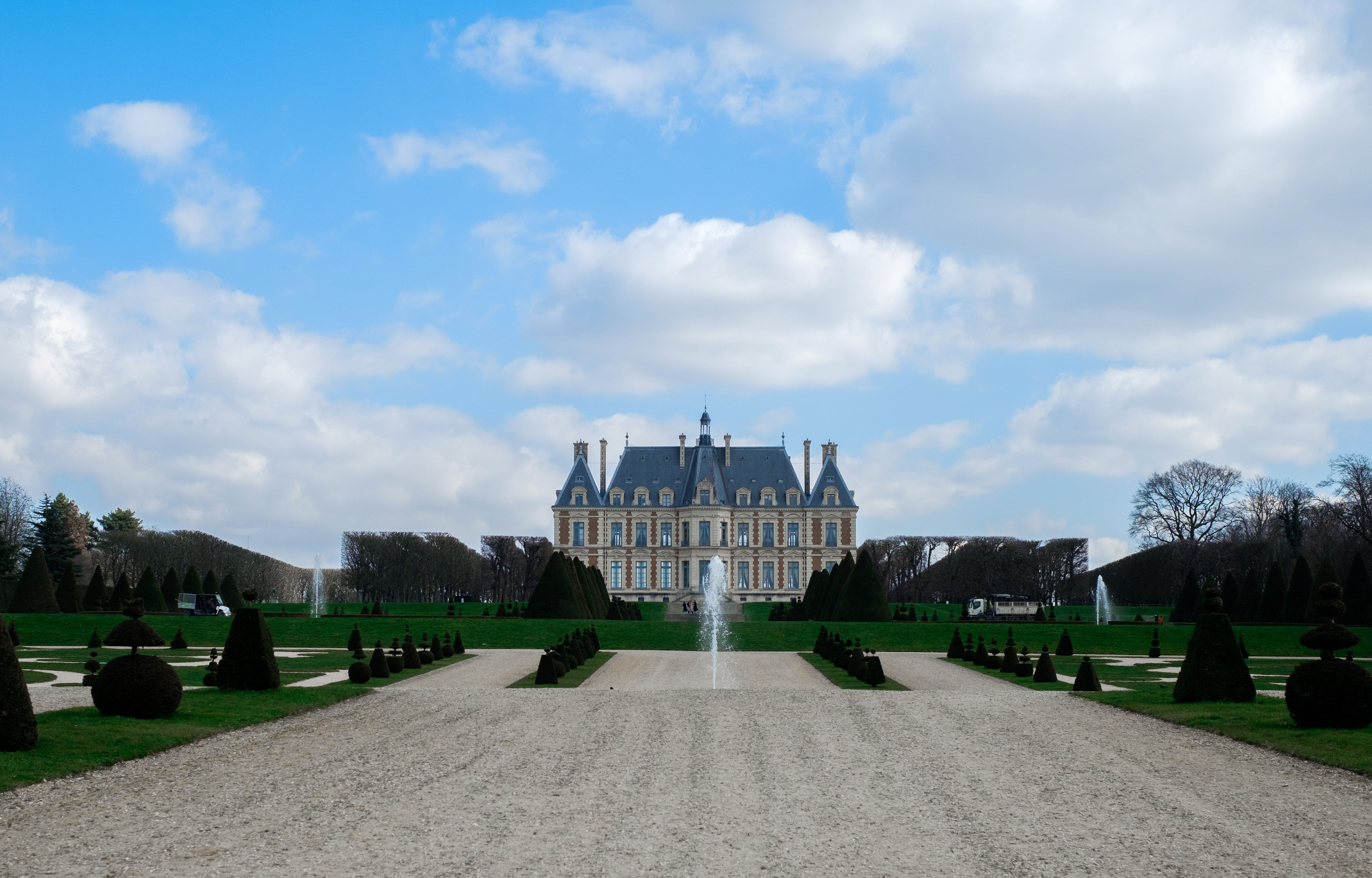 Château de Sceaux in Paris with Scenic Gardens · Free Stock Photo