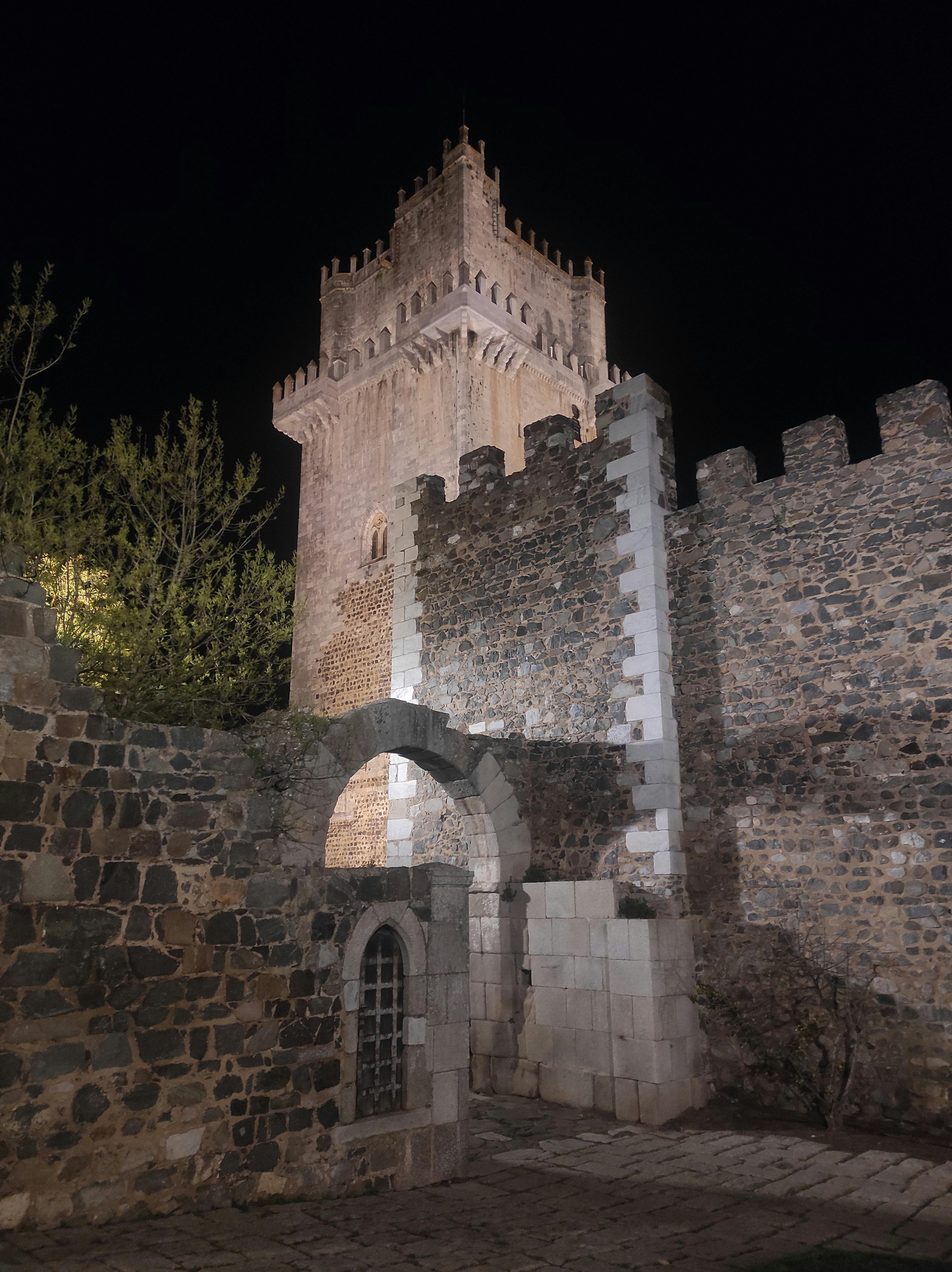 Night view of Beja Castle in Portugal · Free Stock Photo