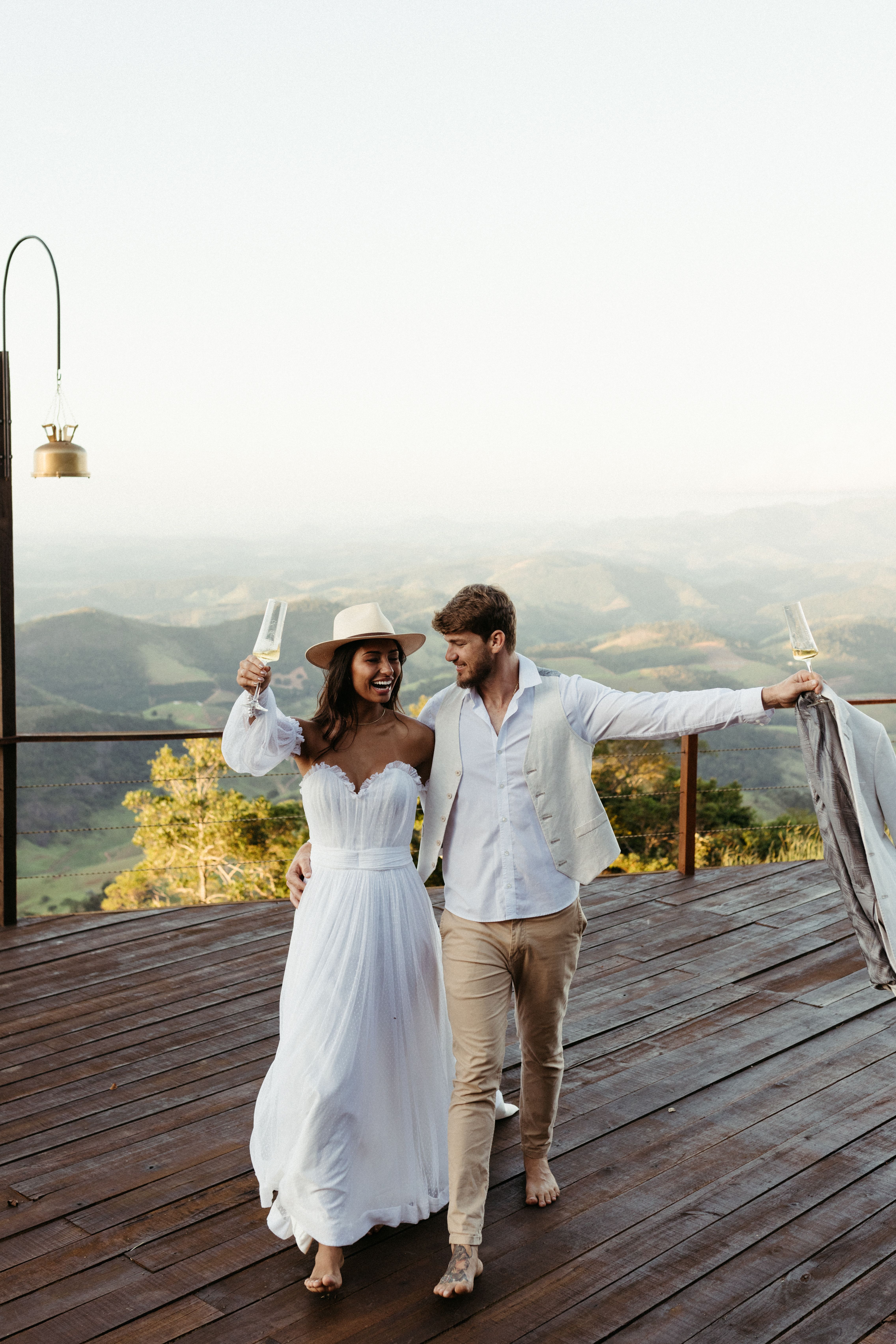 Romantic Outdoor Wedding Celebration · Free Stock Photo