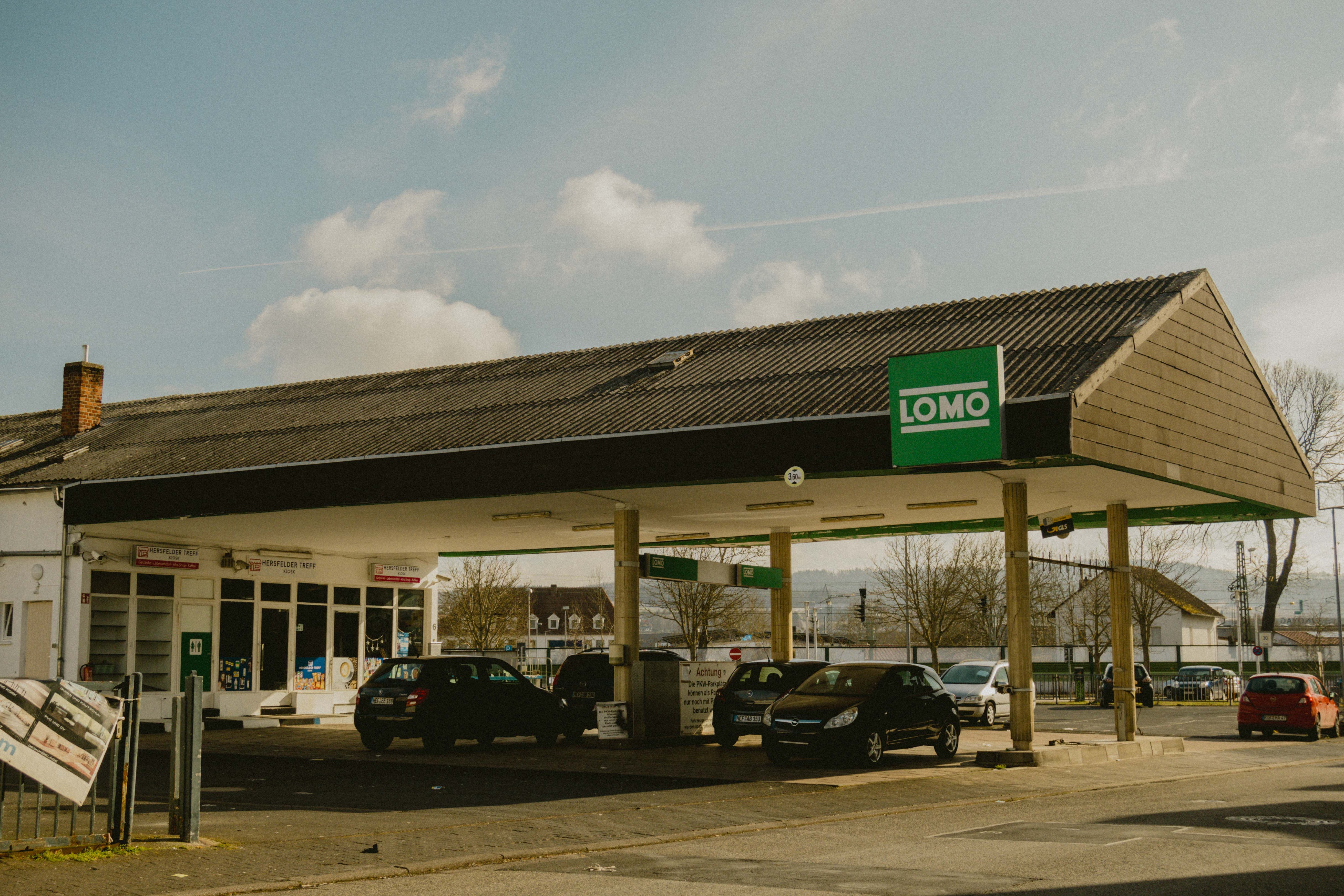 Vintage Gas Station in Bad Hersfeld, Germany · Free Stock Photo