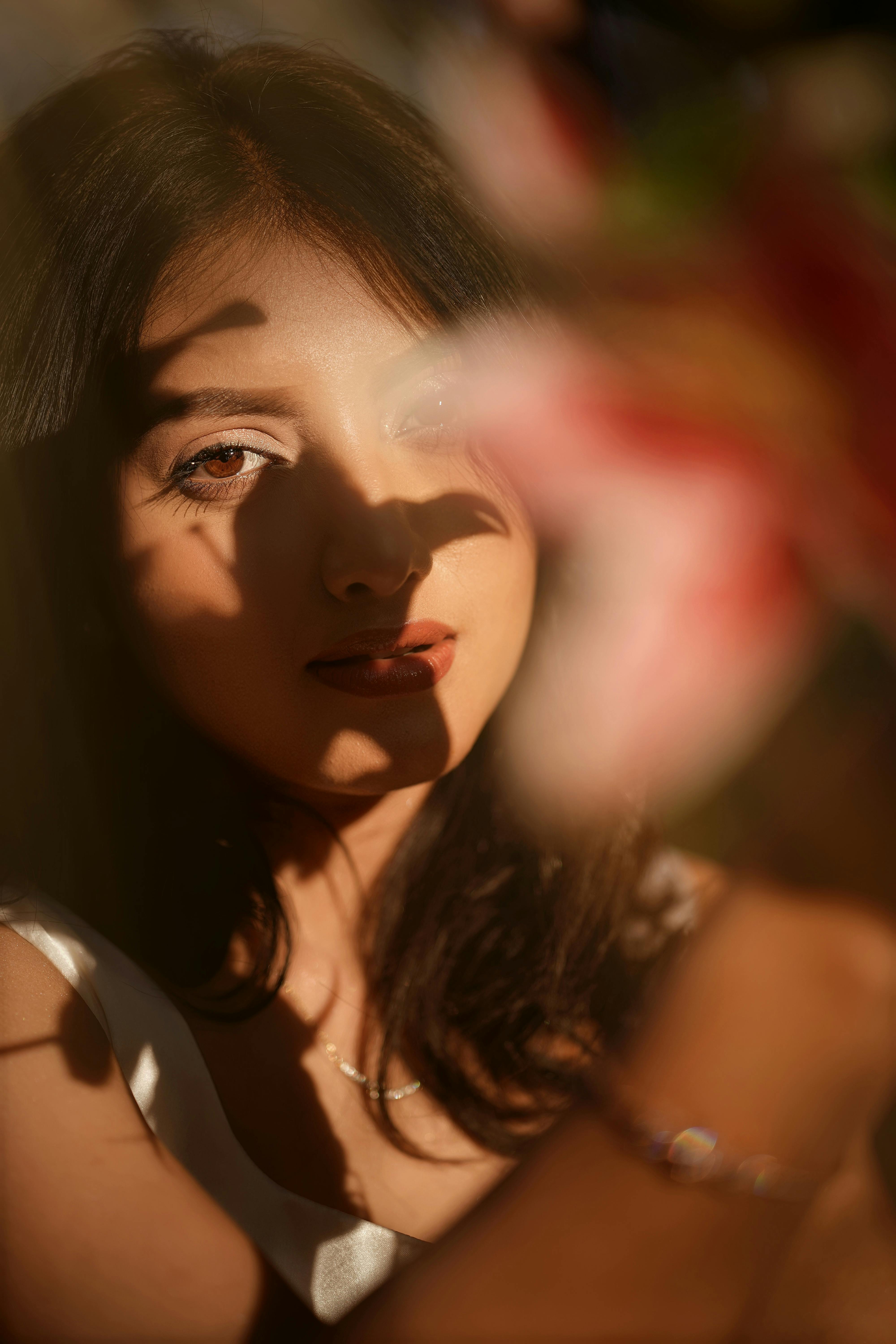 Face In Light Photos, Download The BEST Free Face In Light Stock Photos ...