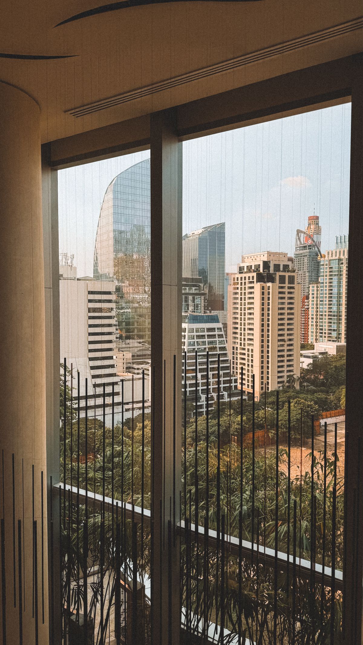 Glass Window Photos, Download The BEST Free Glass Window Stock Photos ...