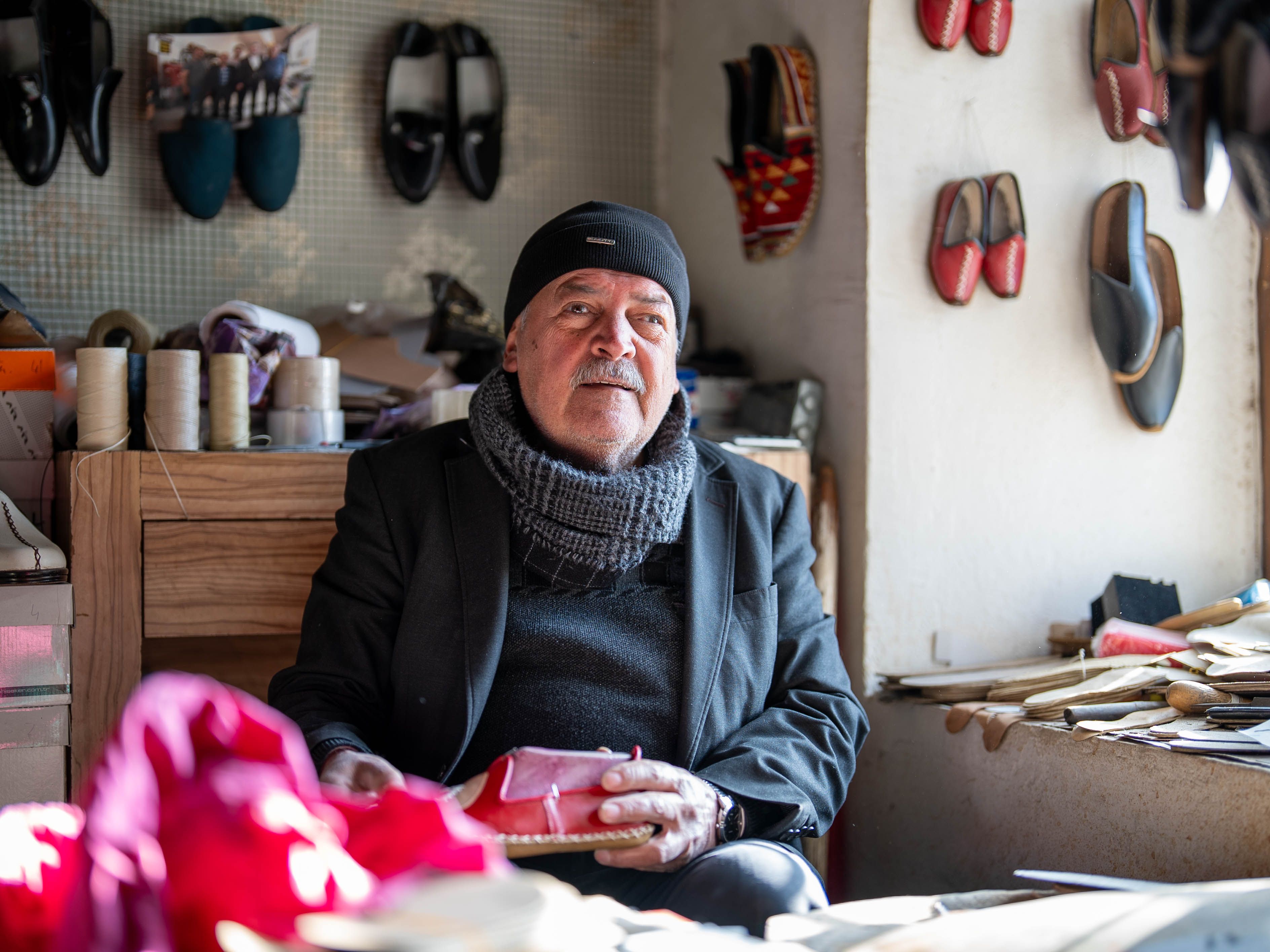 Portrait of a Traditonal Shoe Craftsman in Turkey · Free Stock Photo