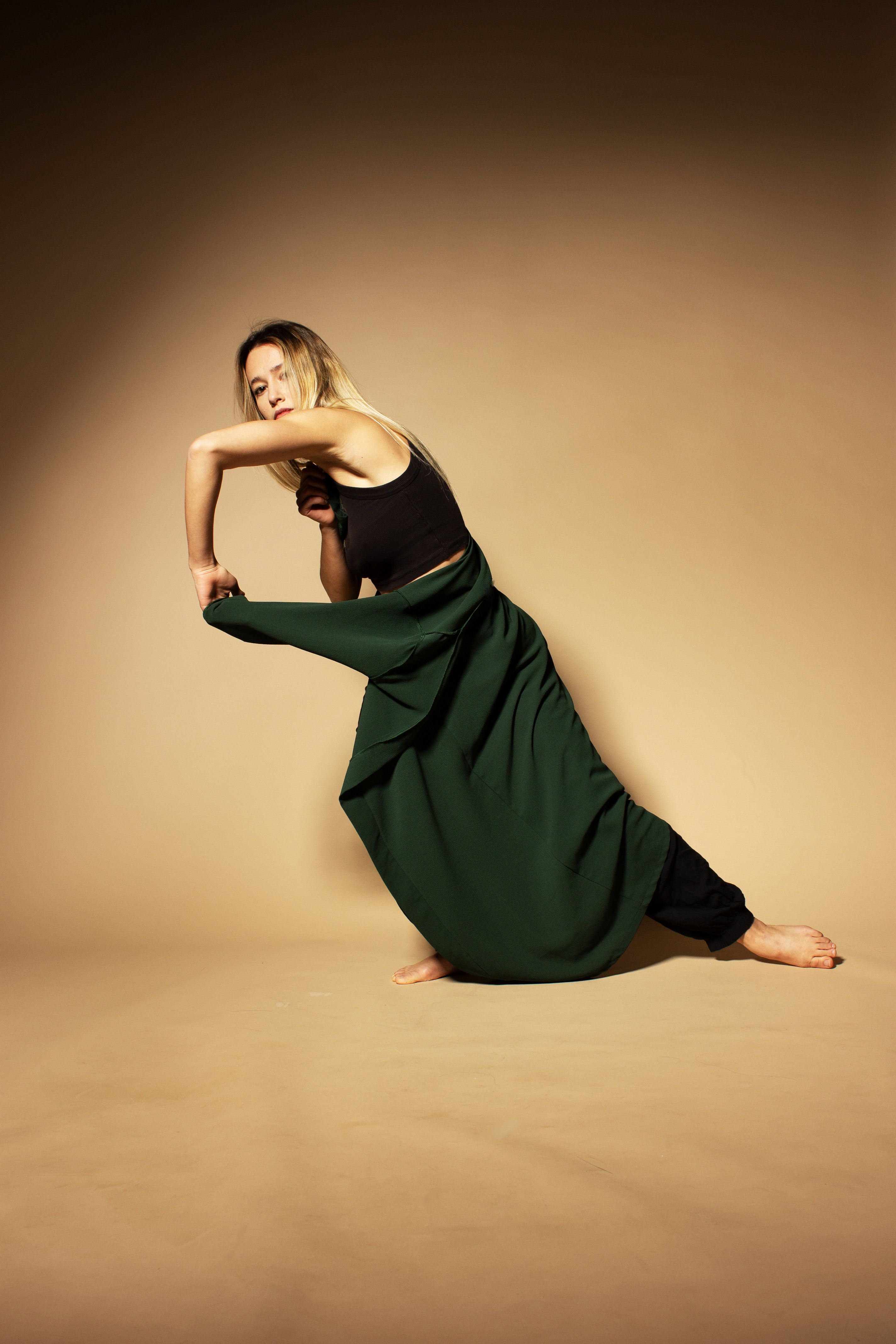 Modern Dance Performance Arts Portrait · Free Stock Photo