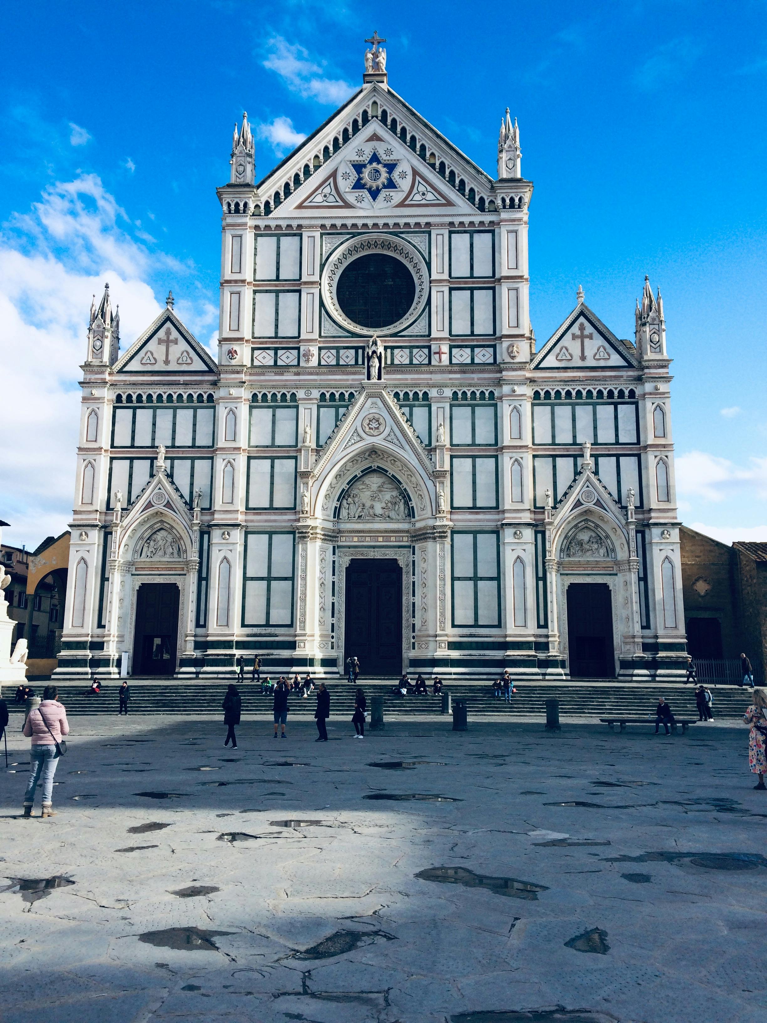 Vista Frontal De La Basílica De Santa Croce, Florencia · Foto de stock ...