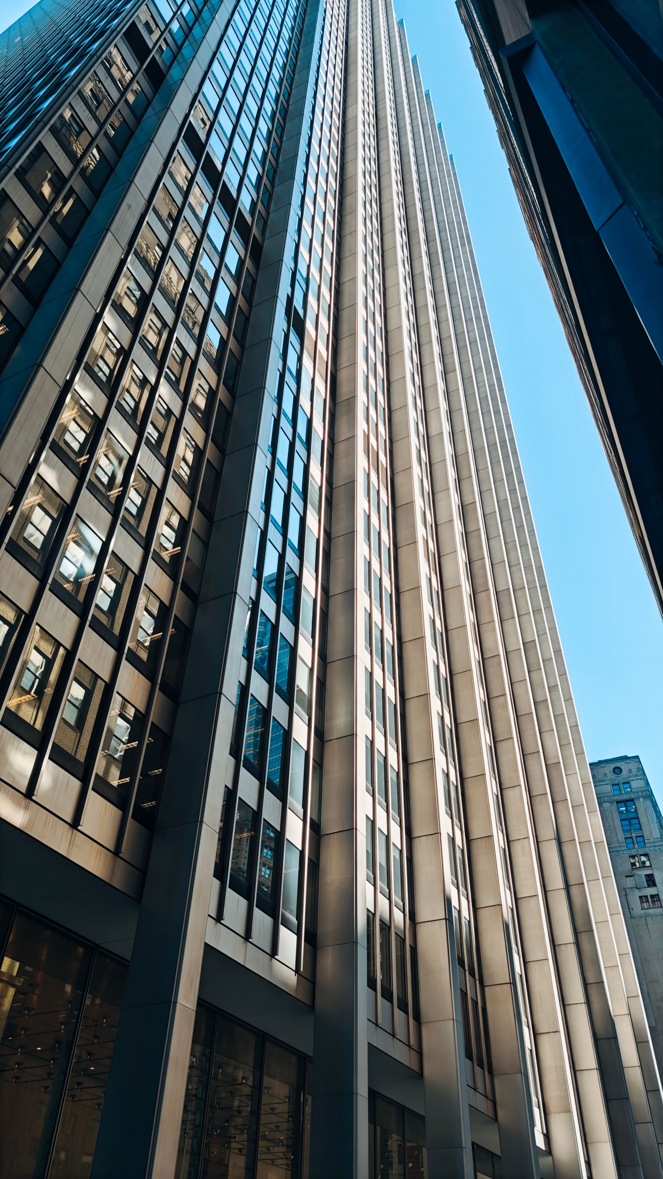 Skyscraper with Modern Architectural Design · Free Stock Photo