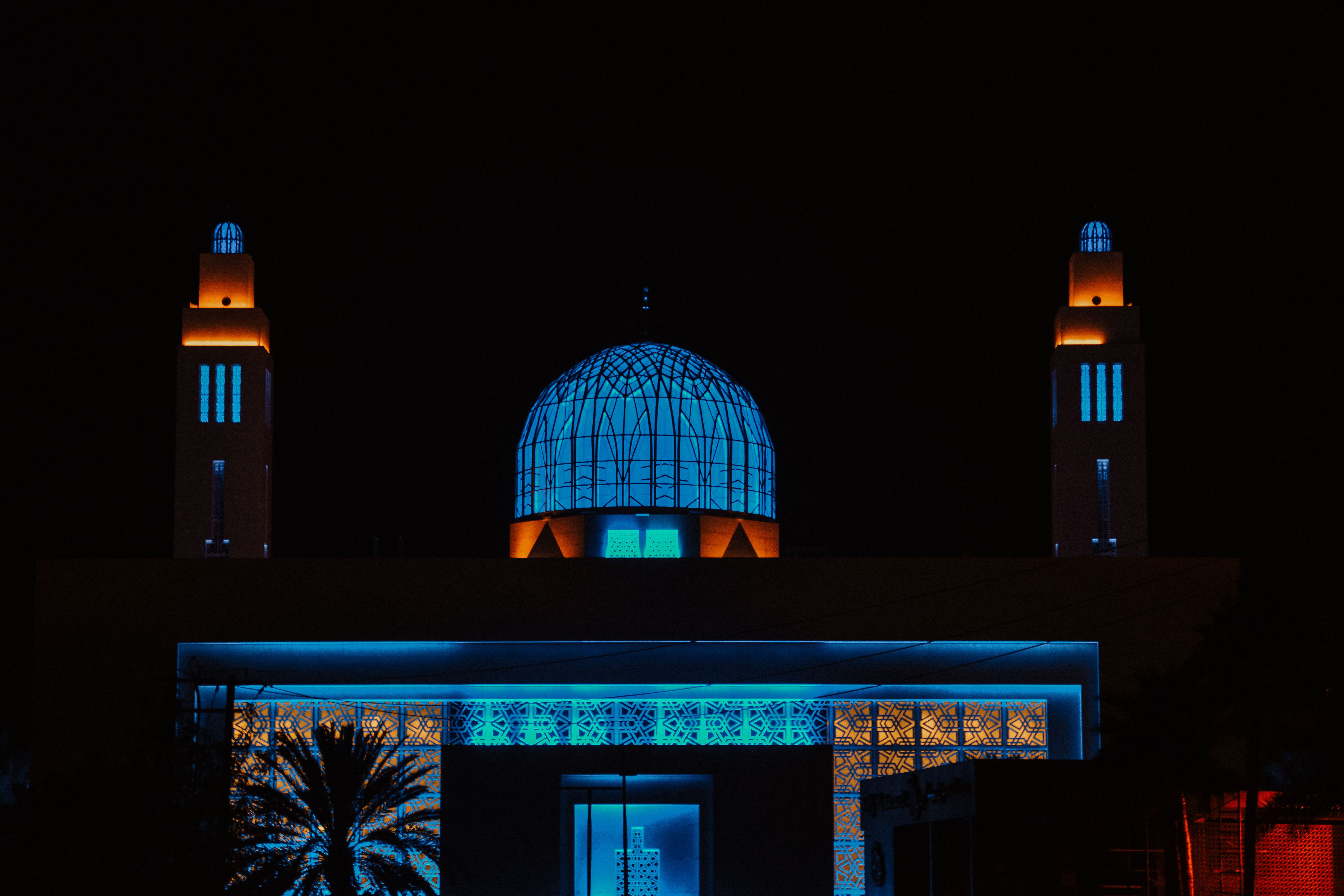 Illuminated Mosque at Night in Muscat, Oman · Free Stock Photo