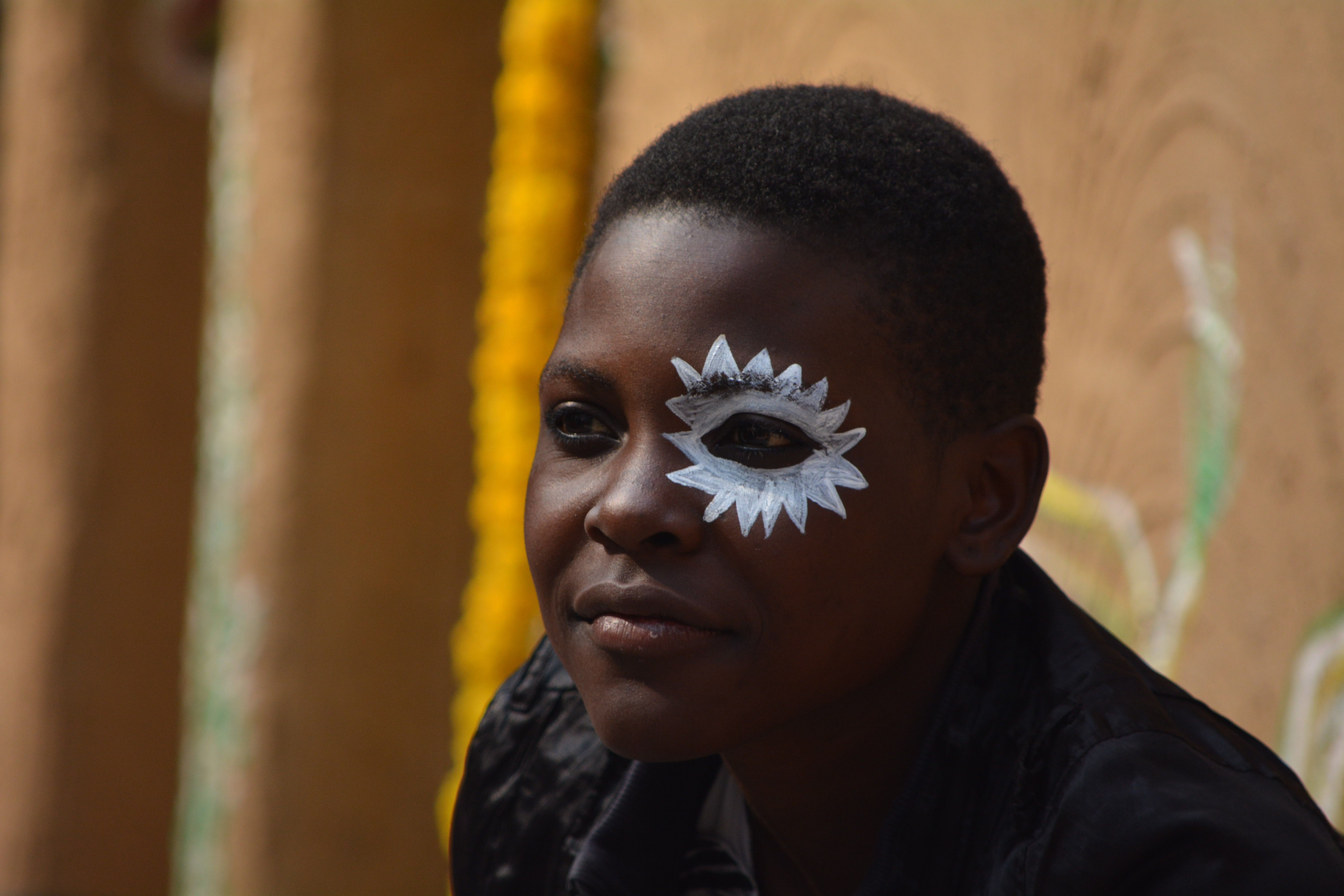 Cultural Face Painting at Surajkund Mela · Free Stock Photo