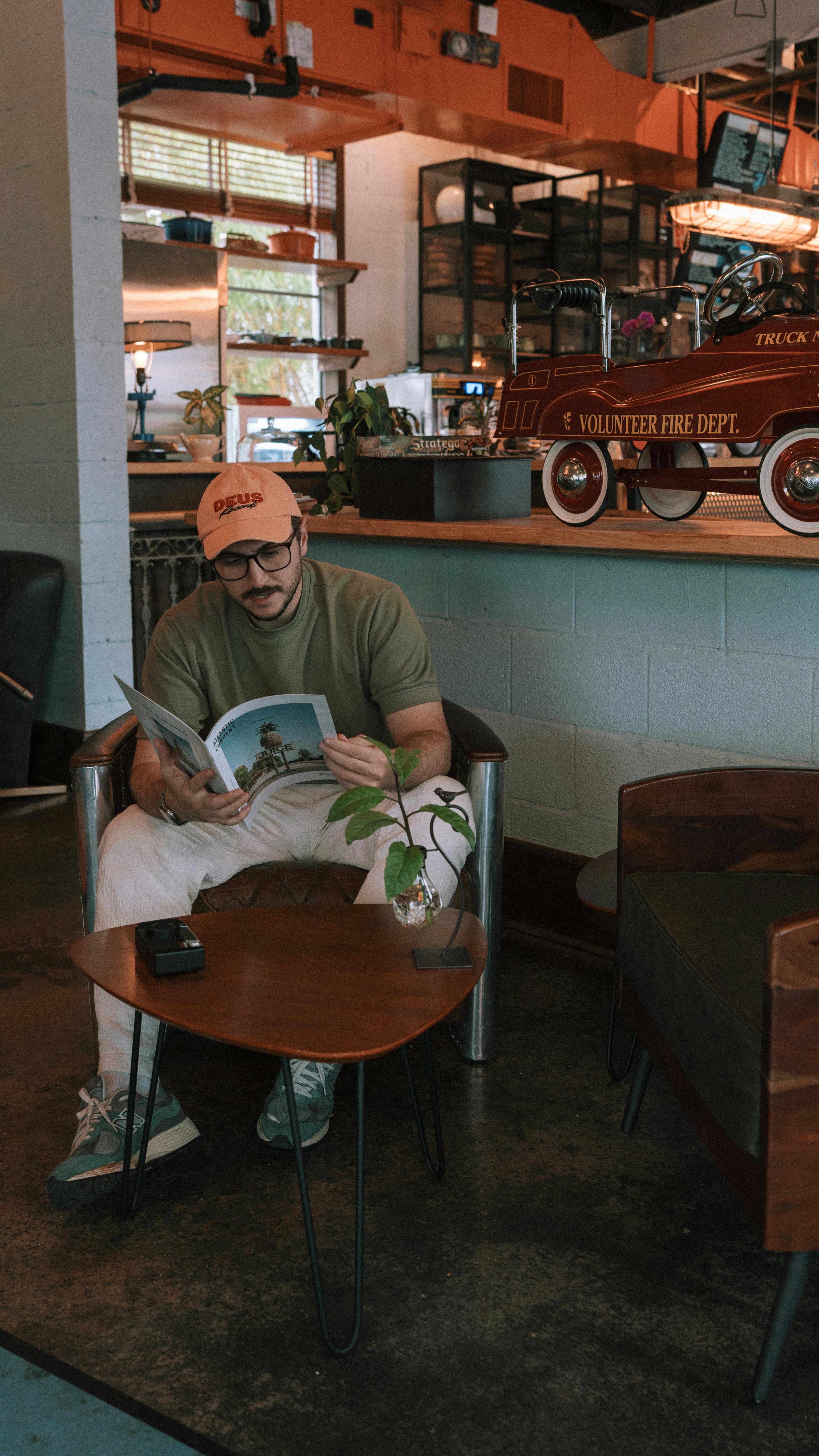 Shisha Lounge Photos, Download The BEST Free Shisha Lounge Stock Photos ...