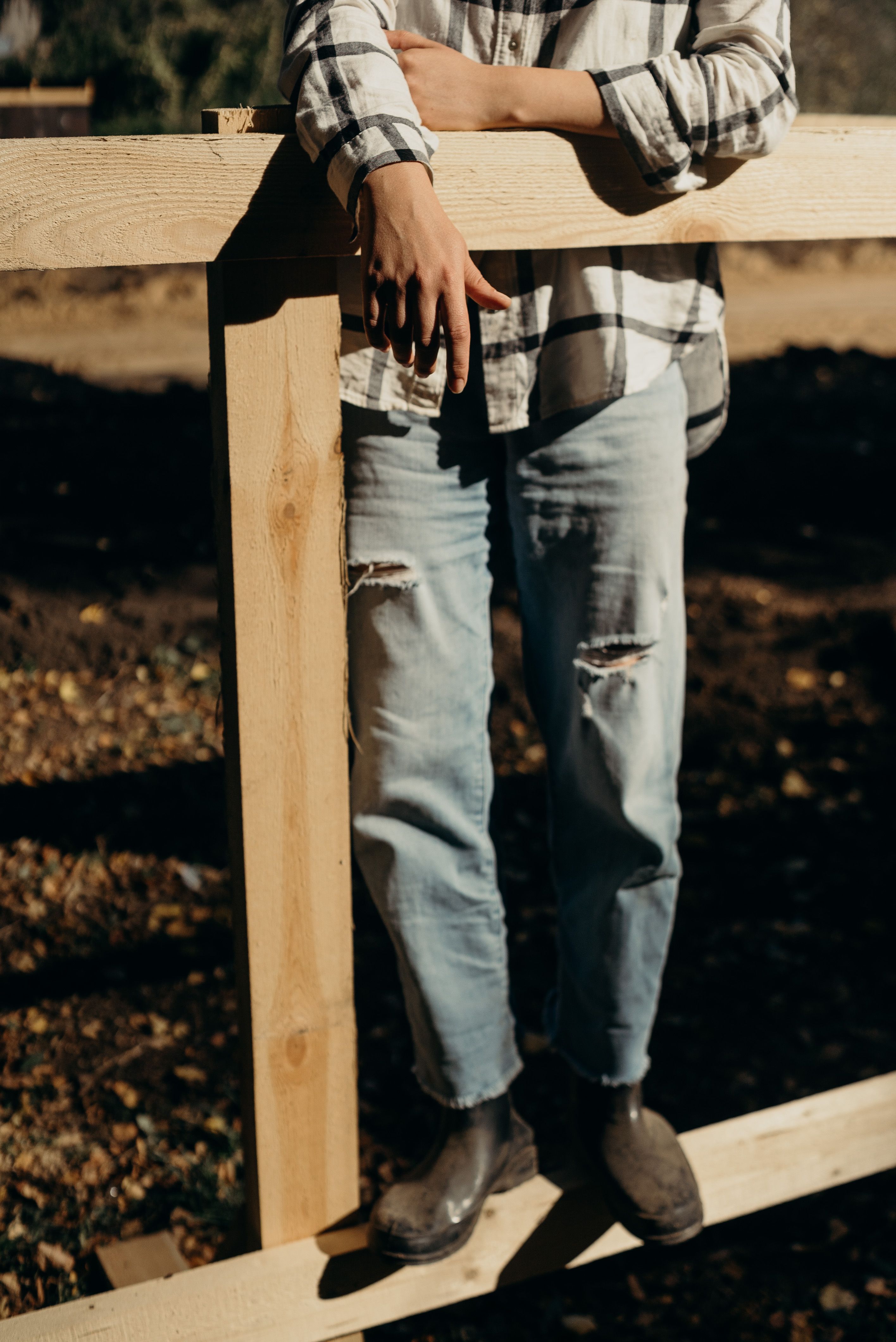 Man Standing On Fence · Free Stock Photo