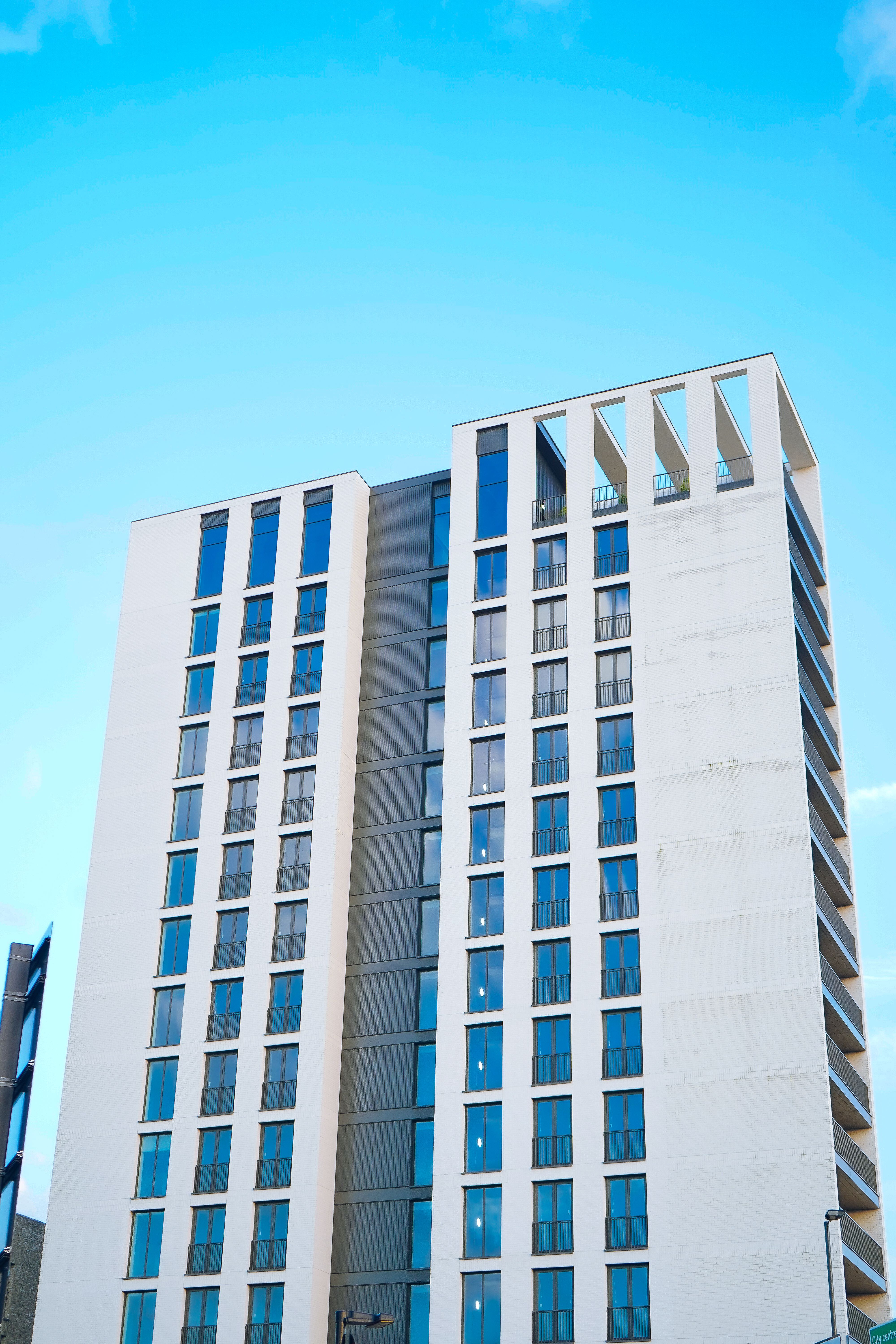 Contemporary High-Rise Building in Birmingham · Free Stock Photo