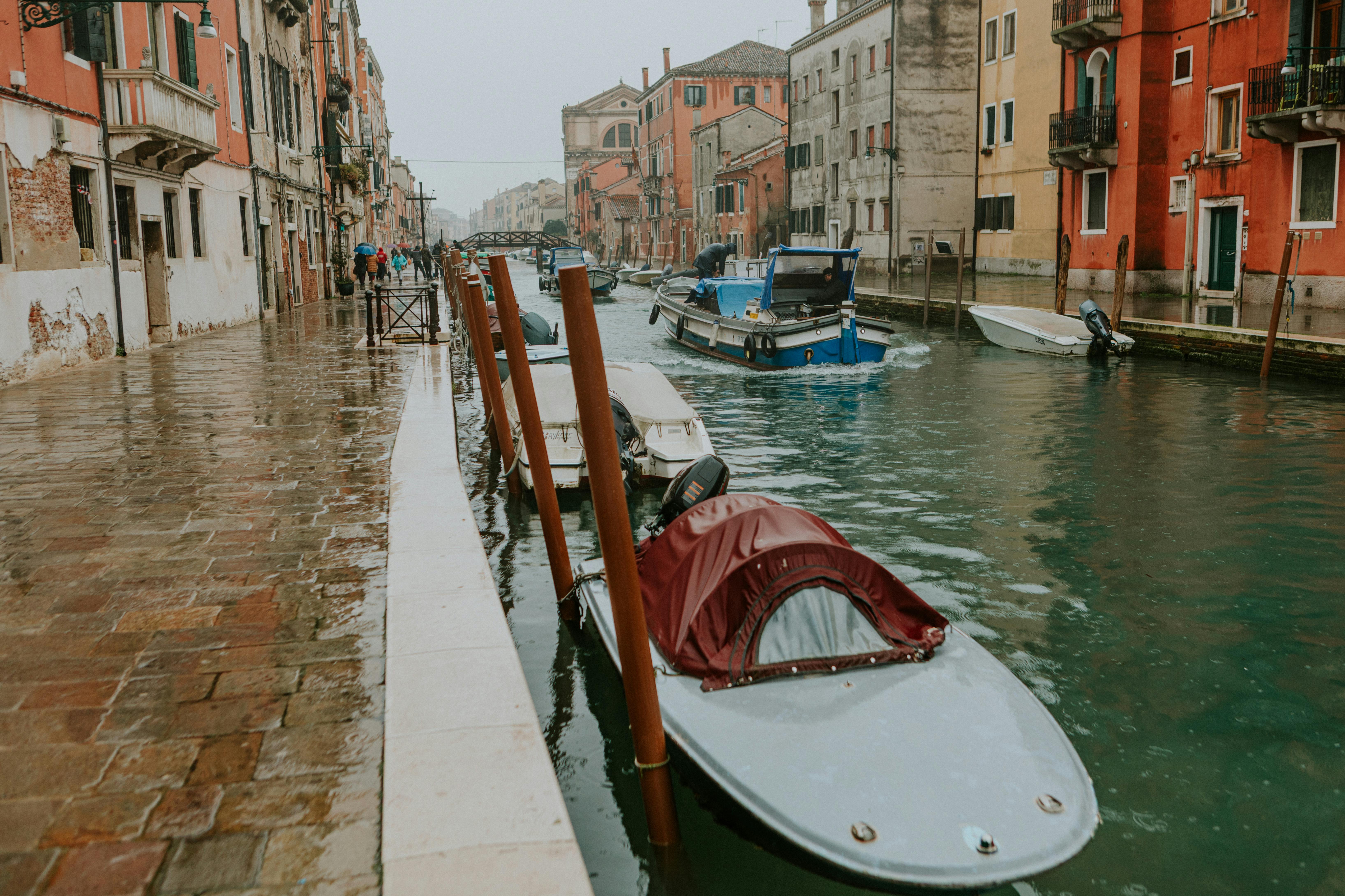 Shoreline Rain Photos, Download The BEST Free Shoreline Rain Stock ...