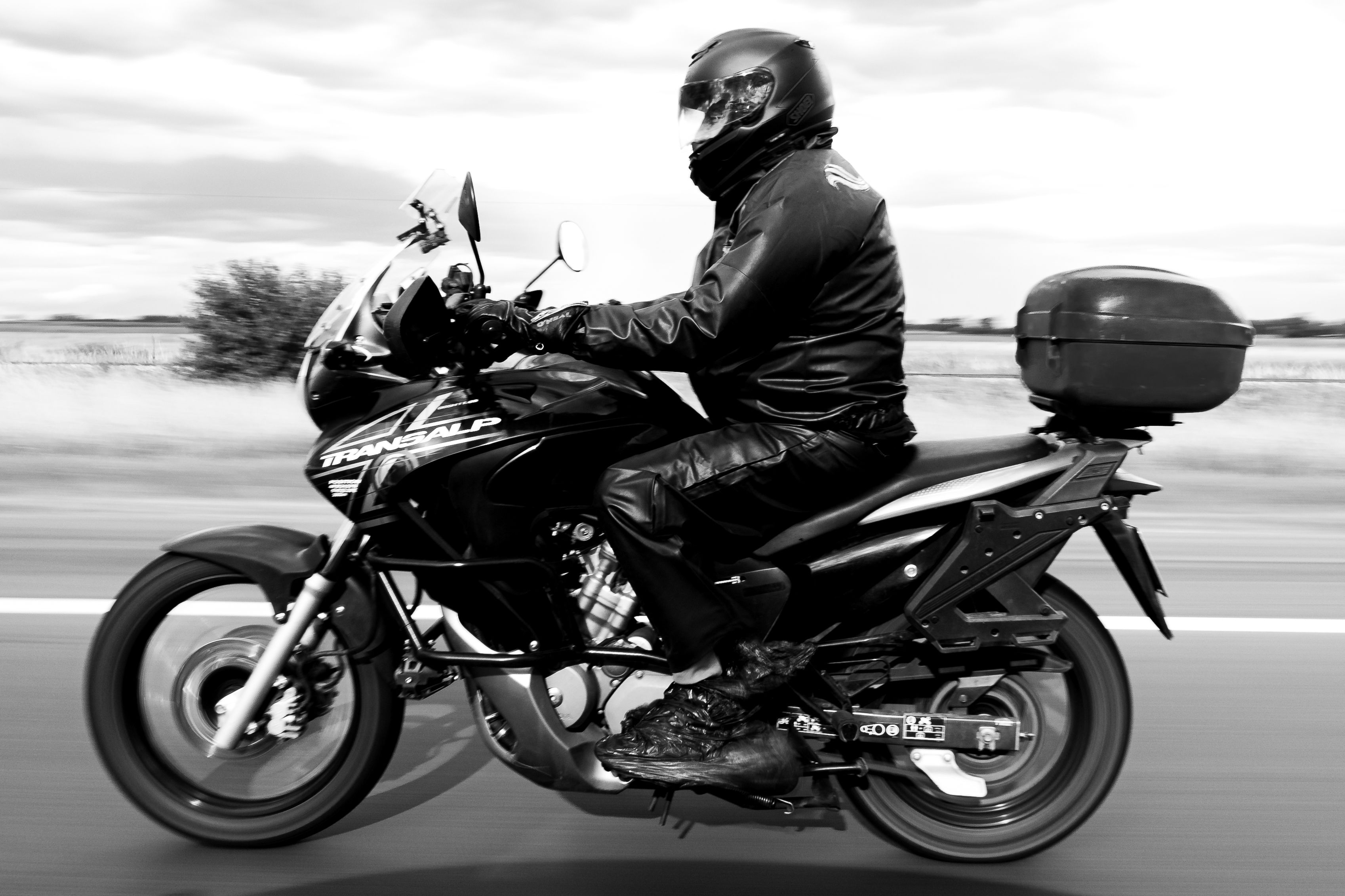 Runnning Fast Photos, Download The BEST Free Runnning Fast Stock Photos ...
