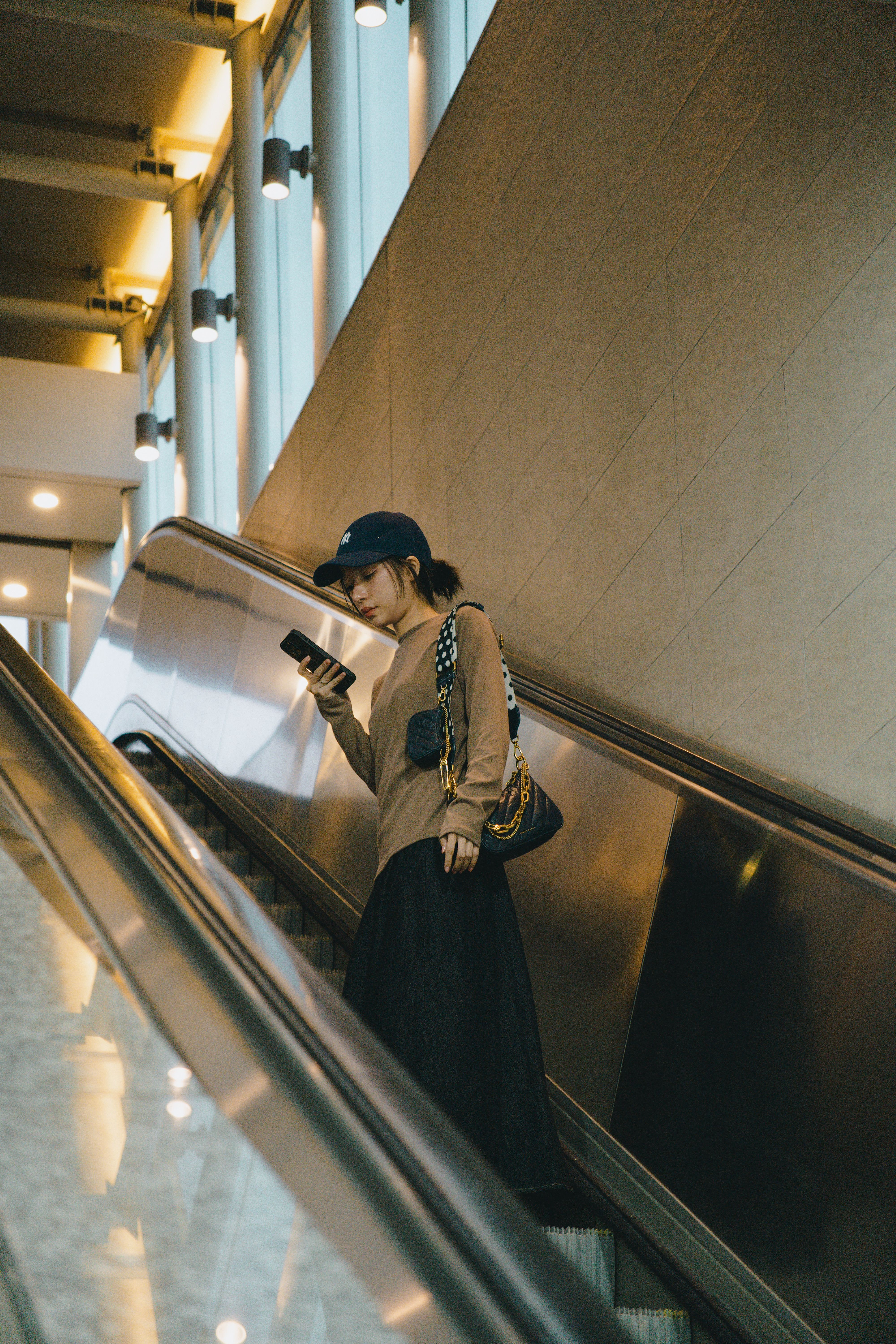 Japanese+Girl+Elevator+Pron Photos, Download The BEST Free Japanese ...