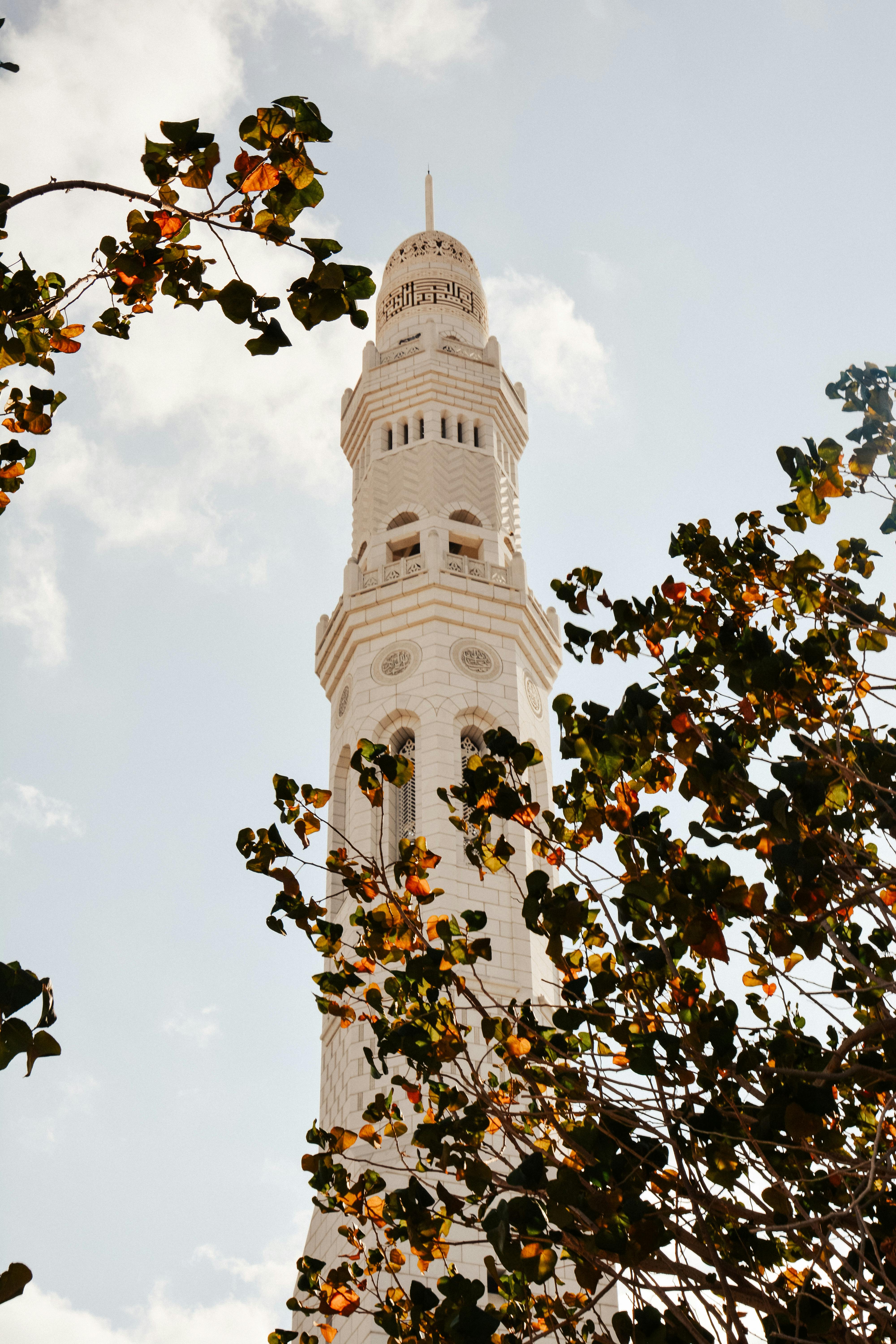 Minarete Da Grande Mesquita Em Muscat, Omã · Foto profissional gratuita